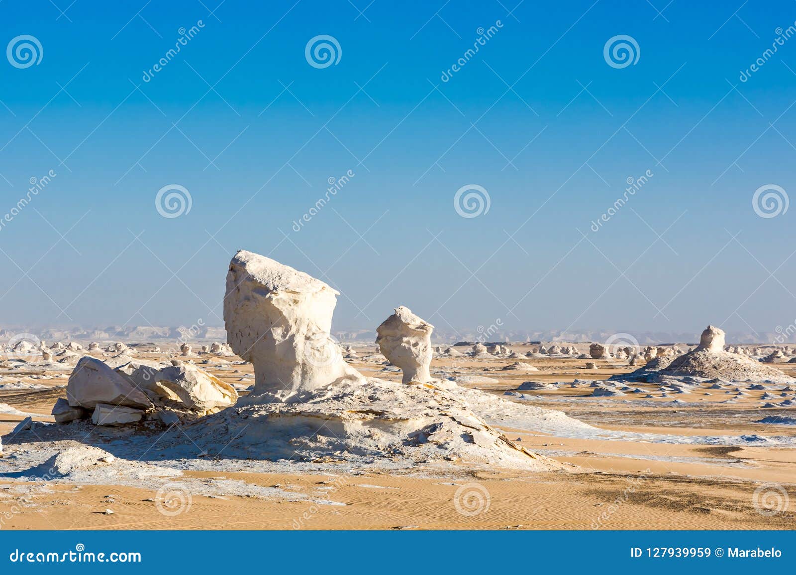 De Witte Woestijn in Farafra in De Sahara Van Egypte Stock Afbeelding ...