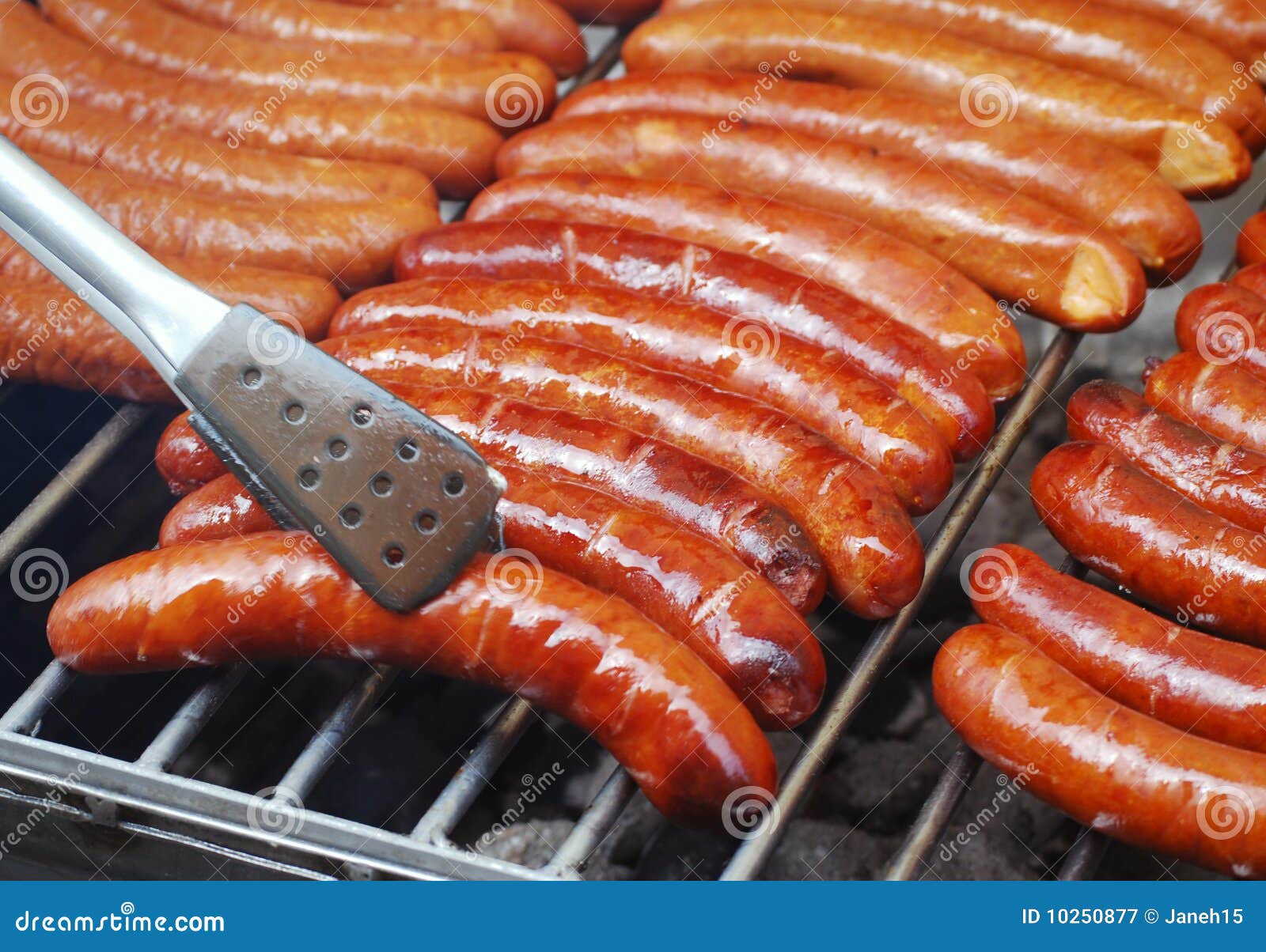 De Worsten Van De Braadworst Stock Afbeelding - Image of glanzend ...