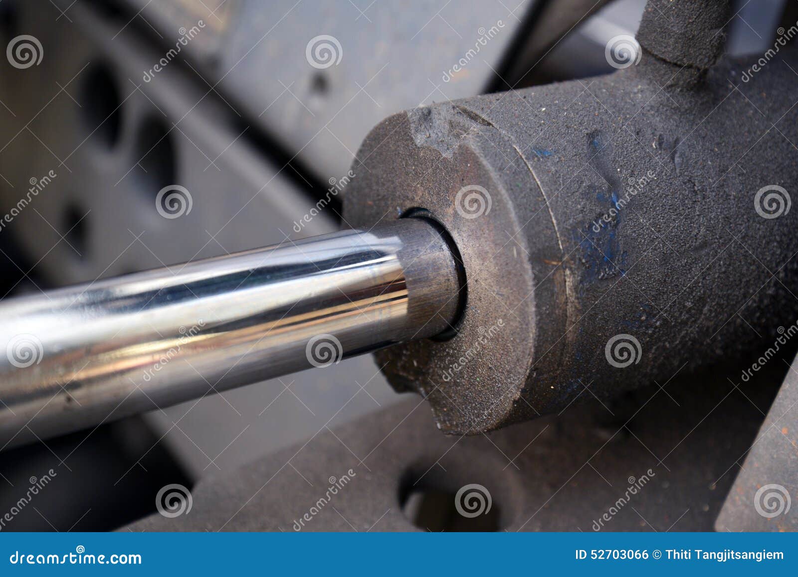 De Zuiger van Hydrolic stock foto. Image of optillen - 52703066