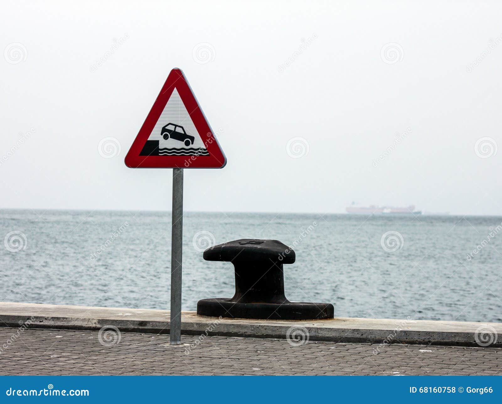 Dead end sign stock photo. Image of yellow, white, waterfront - 68160758