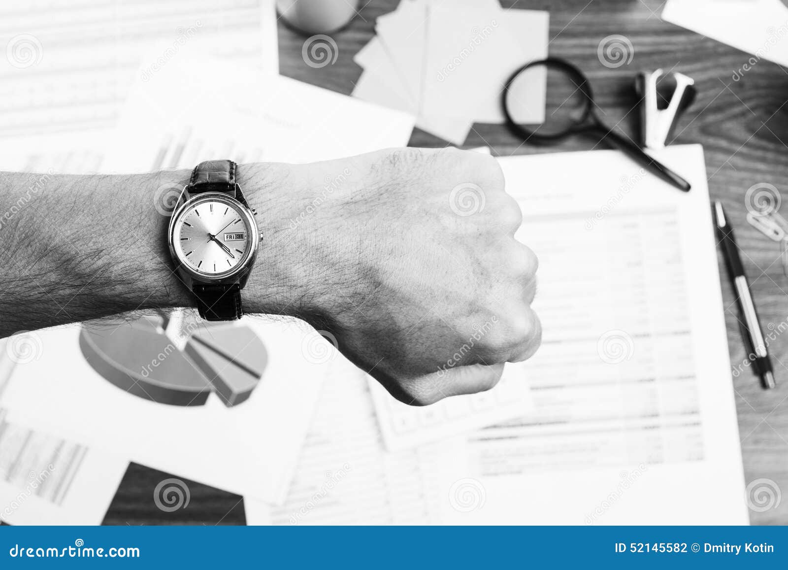Deadline stock photo. Image of clock, finance, desk, office - 52145582
