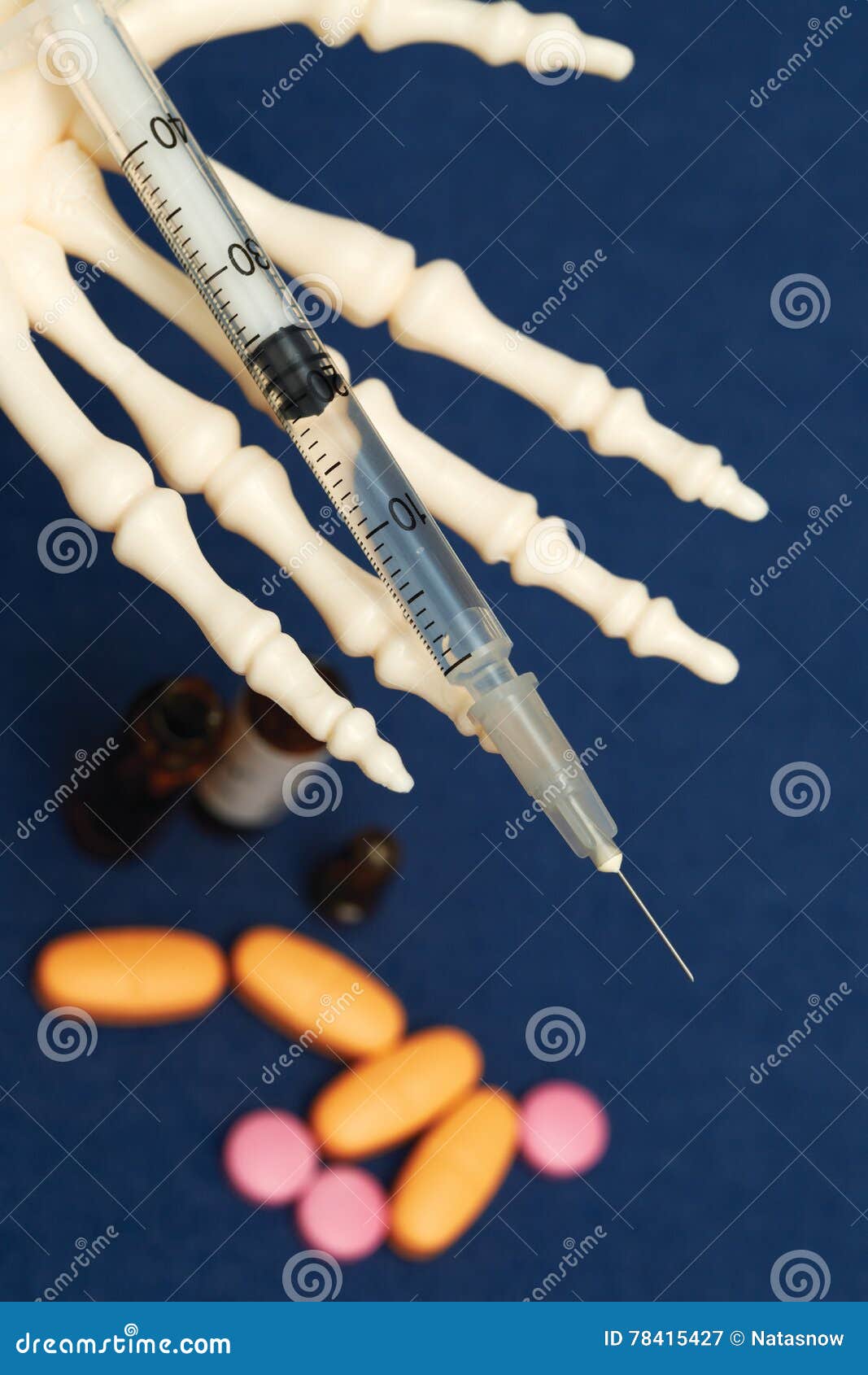 Death Holds on the Palm Syringe with the Drug Stock Image - Image of ...