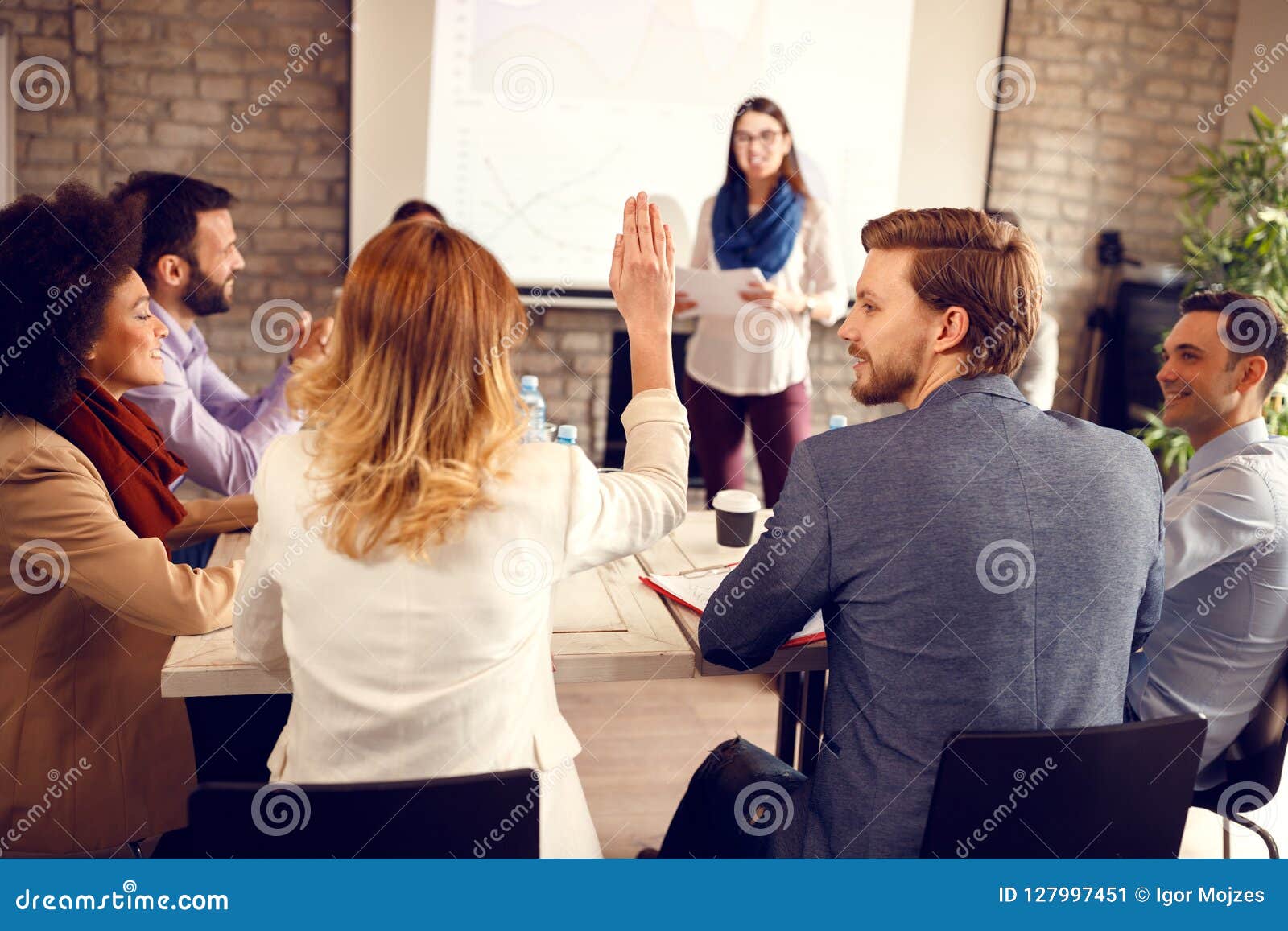 Debate on business seminar stock image. Image of communication - 127997451