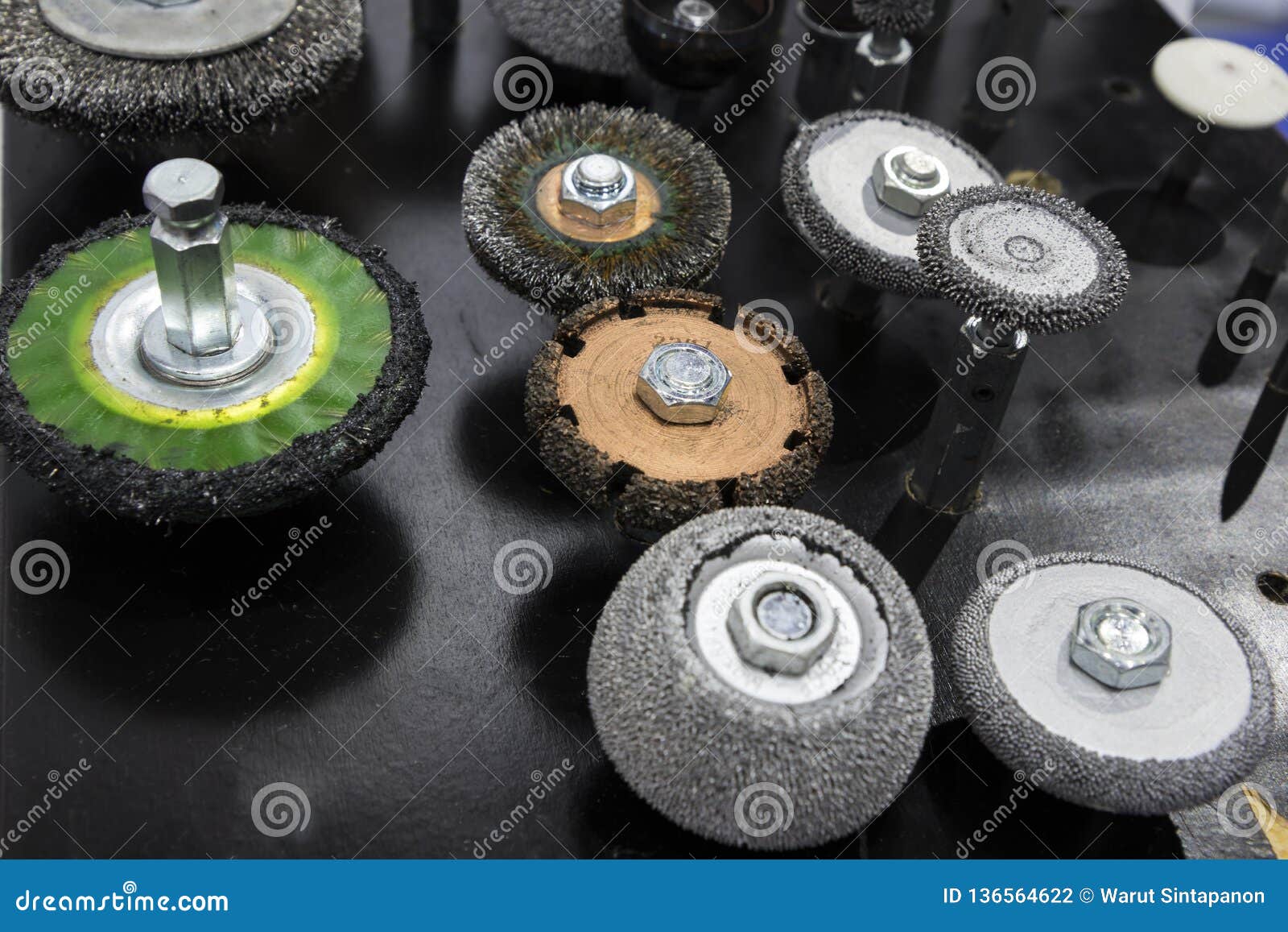 Deburring Tool For Metal, Wood, Aluminum, Copper And Plastic. The ...