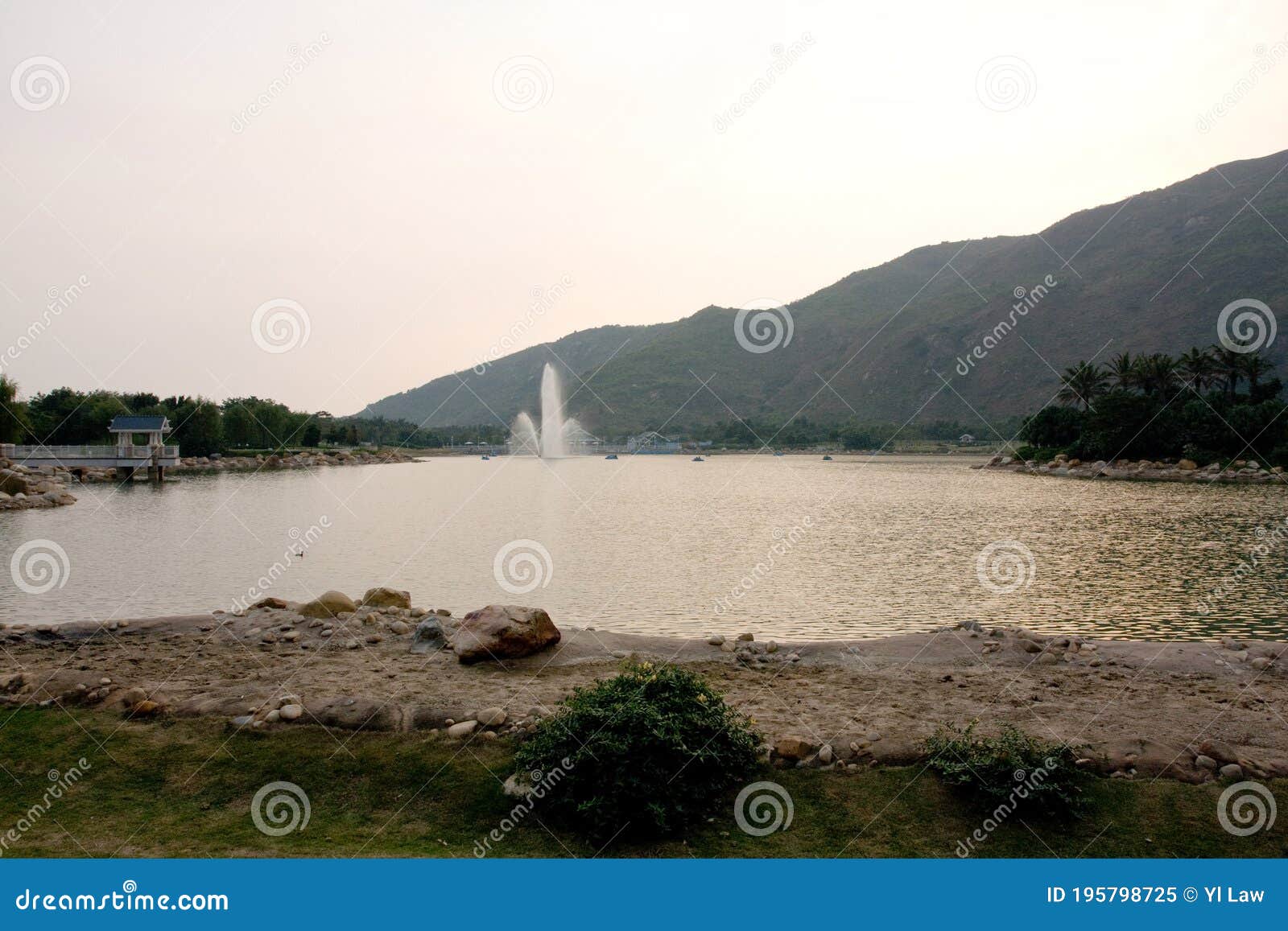 2 Dec 2007 the Lake, Inspiration Lake Recreation Centre, Hk Stock Image ...