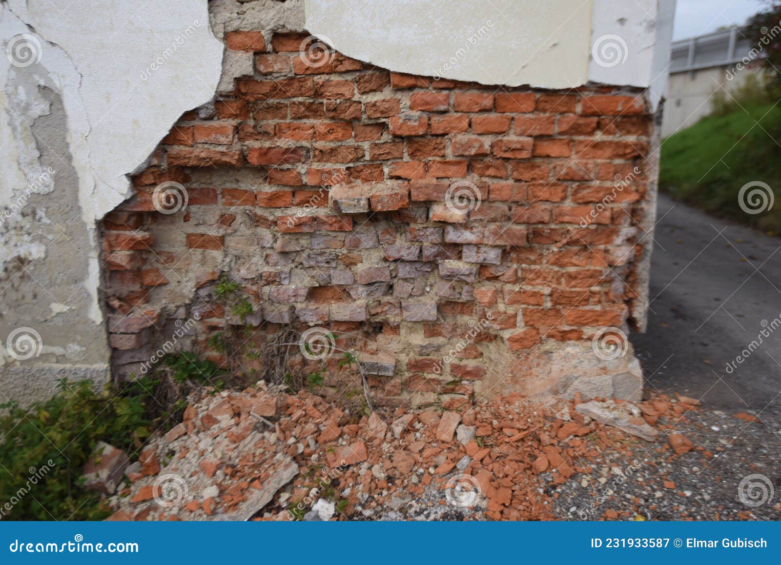 Decay and Structural Damage in Building Stock Image - Image of ...