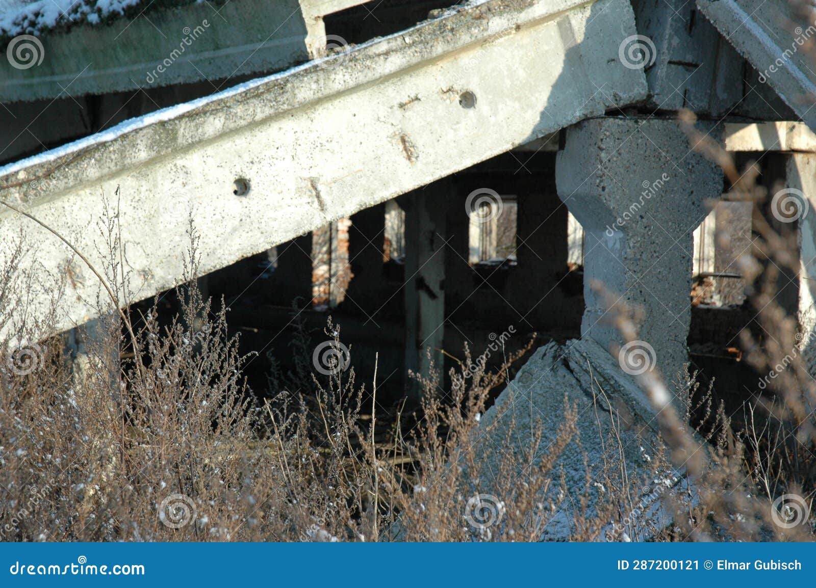 Decay and Structural Damage in Building Stock Image - Image of regional ...