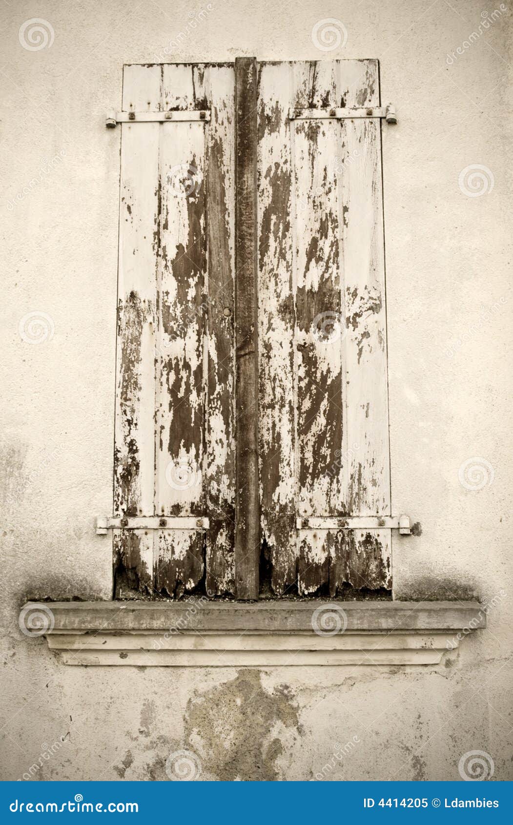 Decayed wooden window stock image. Image of countryside - 4414205