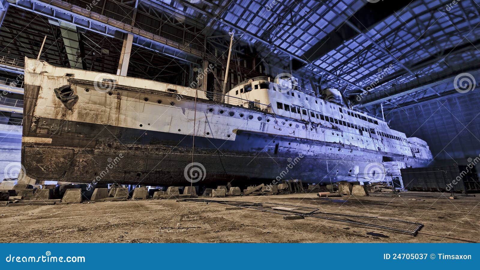 Decaying Ship stock image. Image of hull, passenger, industrial - 24705037