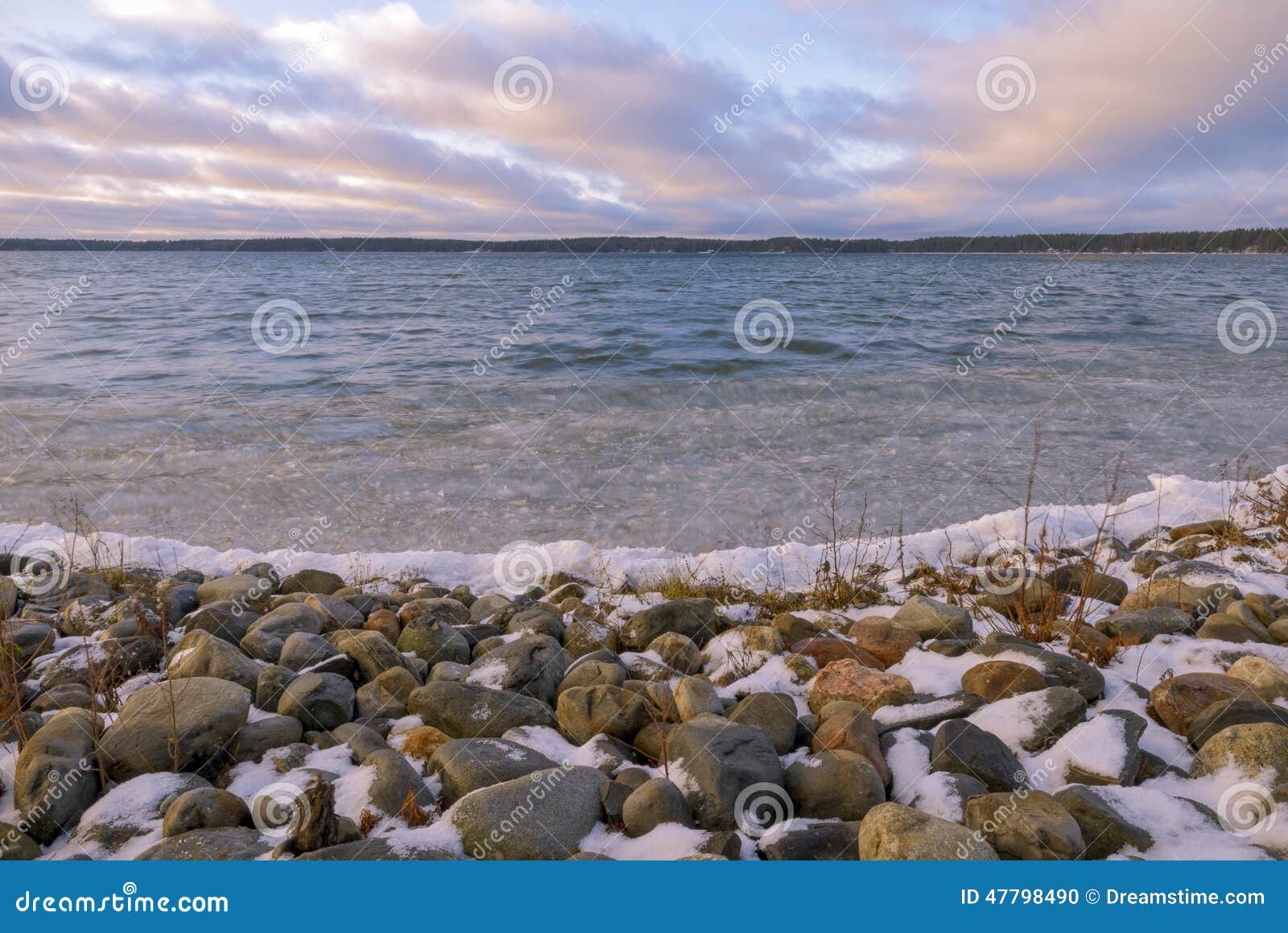 December lake scenery stock photo. Image of finland, december - 47798490