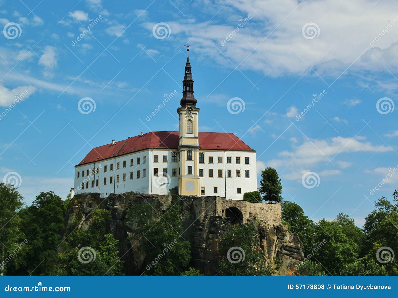 Decin Castle in Czech Republic Editorial Stock Photo - Image of forest ...