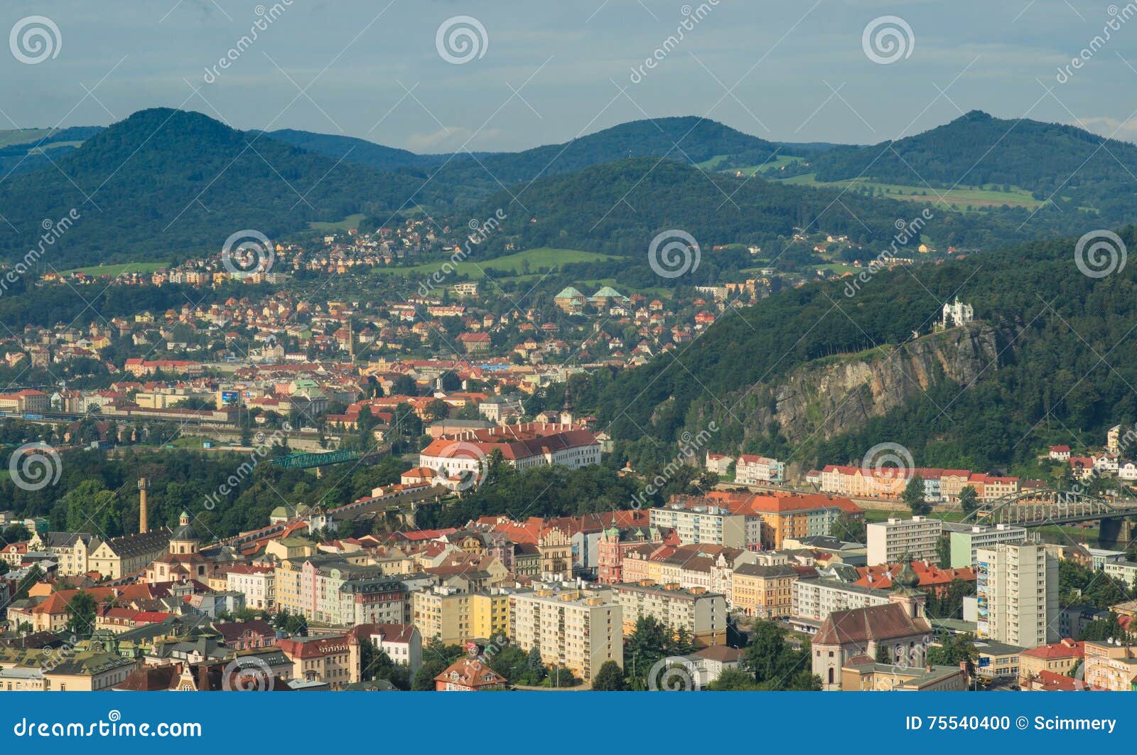 DECIN, CZECH REPUBLIC editorial image. Image of green - 75540400