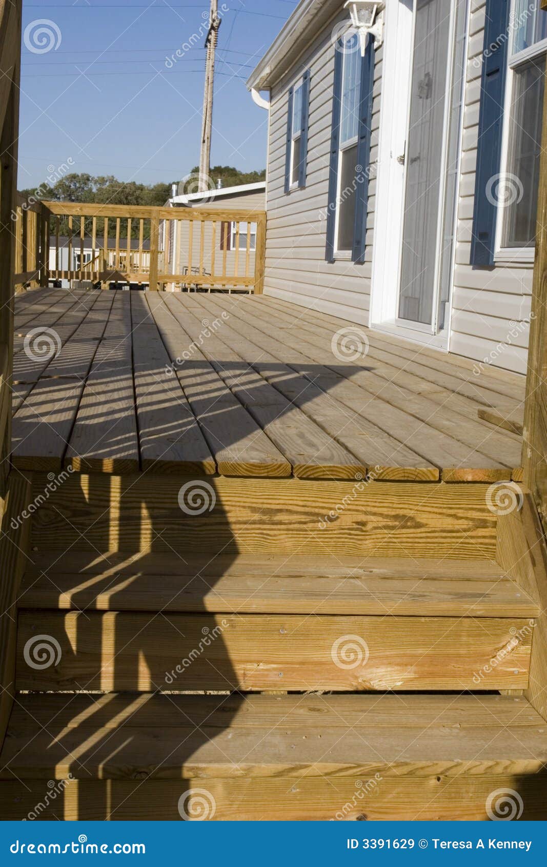 Deck Modular Home Stock Photos - Free & Royalty-Free Stock Photos from ...