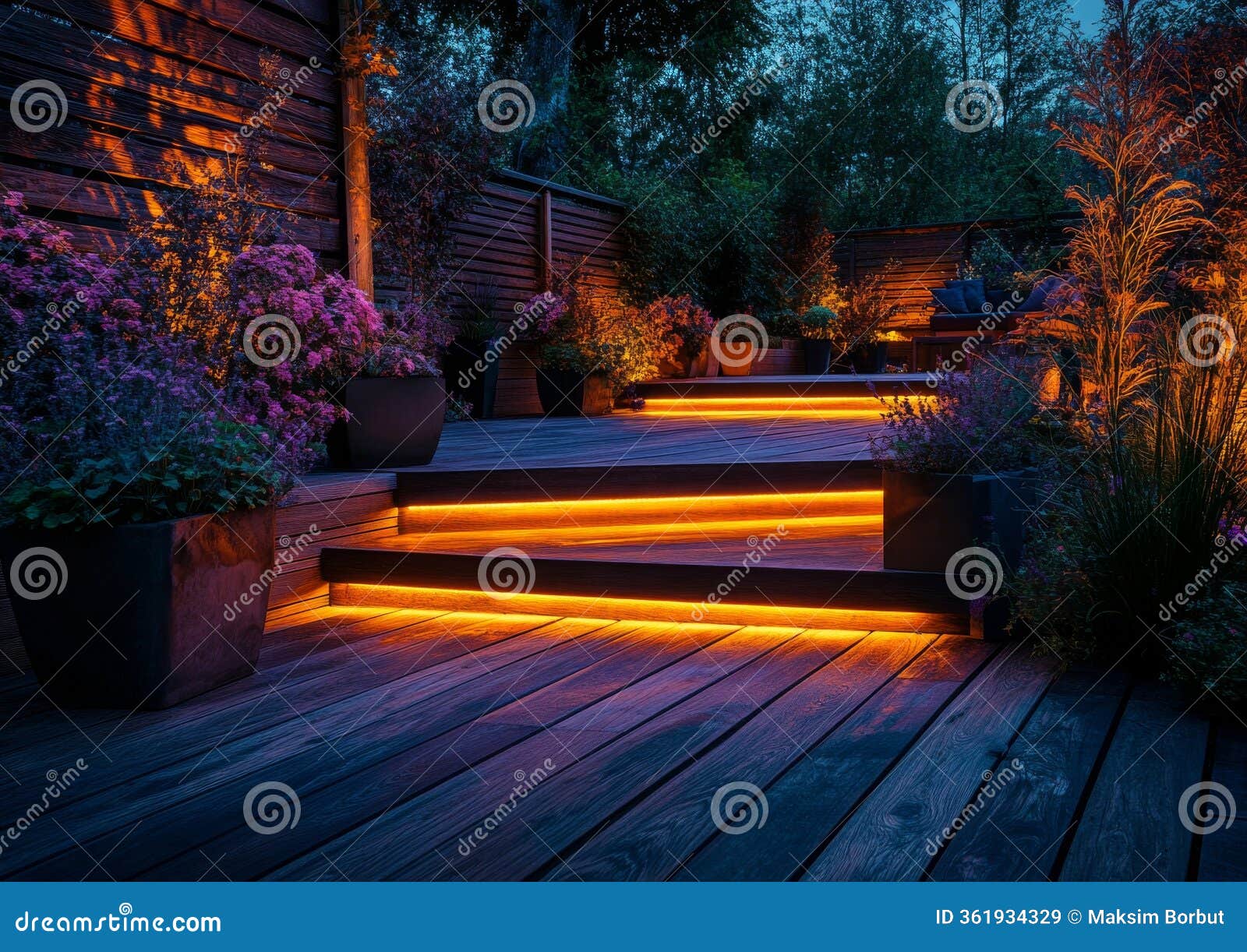 Decking Made of Ash Gray Composite with a Dual Level Structure ...