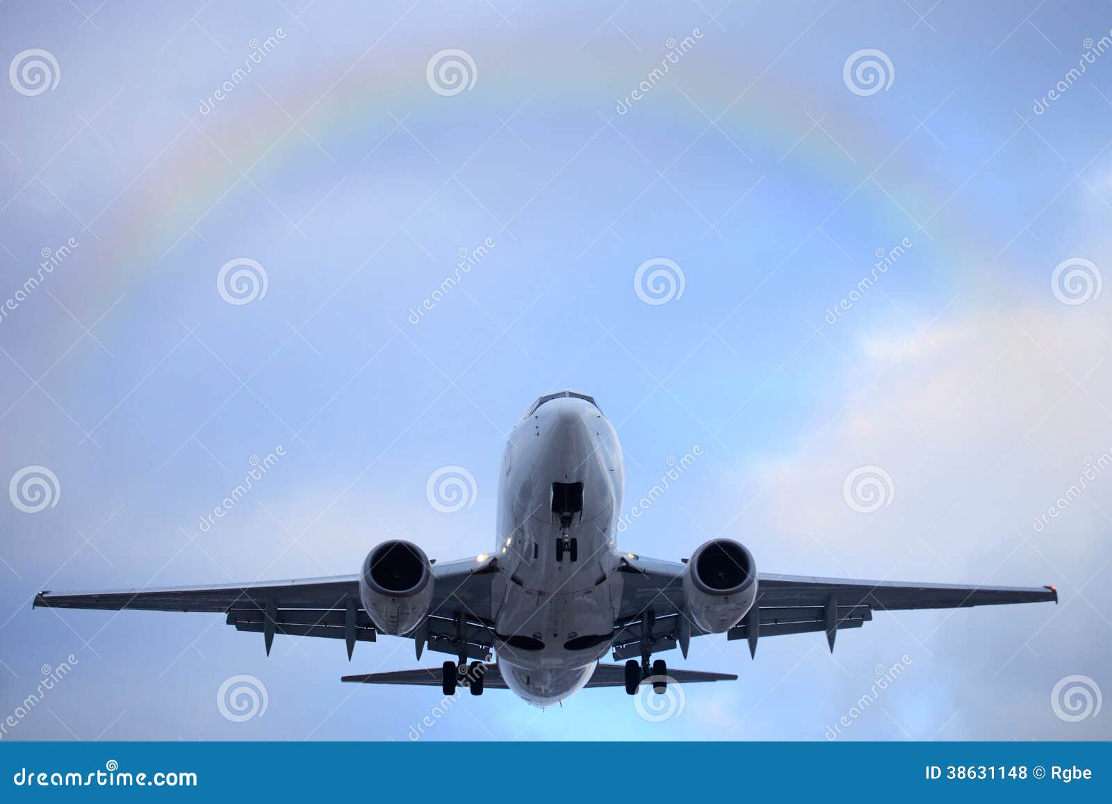 Decollo dell'aereo di aria fotografia stock. Immagine di nube - 38631148