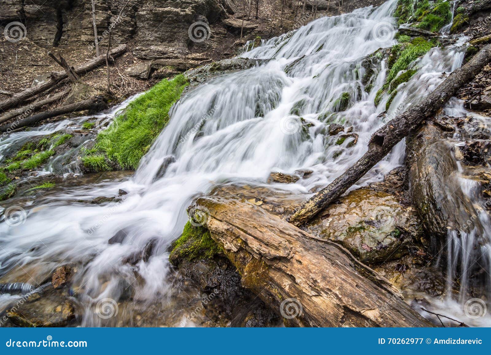 Decorah Iowa Waterfall stock image. Image of outdoors - 70262977