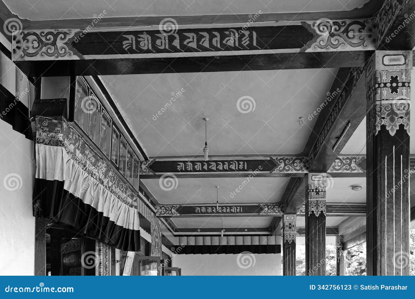 Decorated Ceiling of Mundgod Monastery Editorial Stock Photo - Image of ...