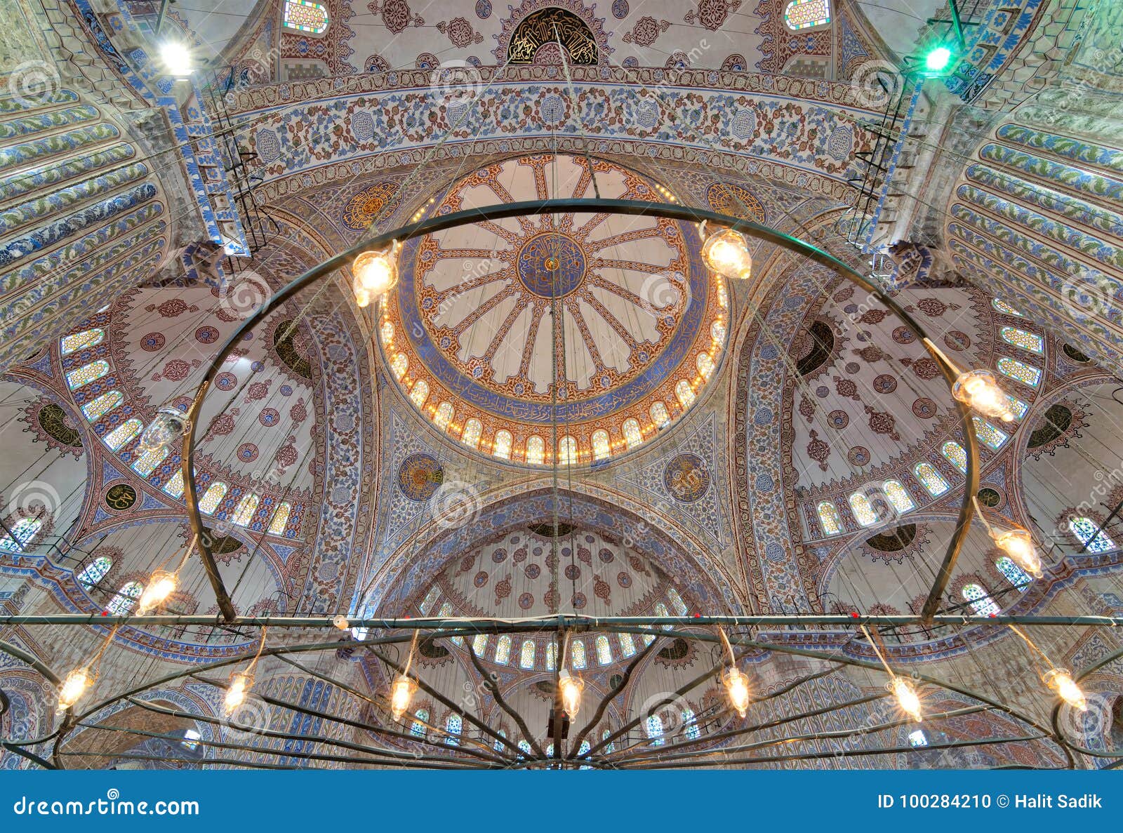 Decorated Ceiling at Sultan Ahmed Mosque Blue Mosque, Istanbul Stock ...