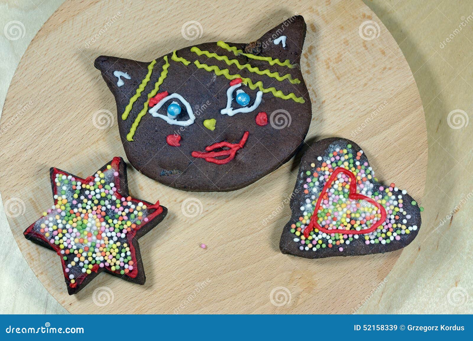 Decorated Gingerbread Cookies Stock Image - Image of cake, food: 52158339