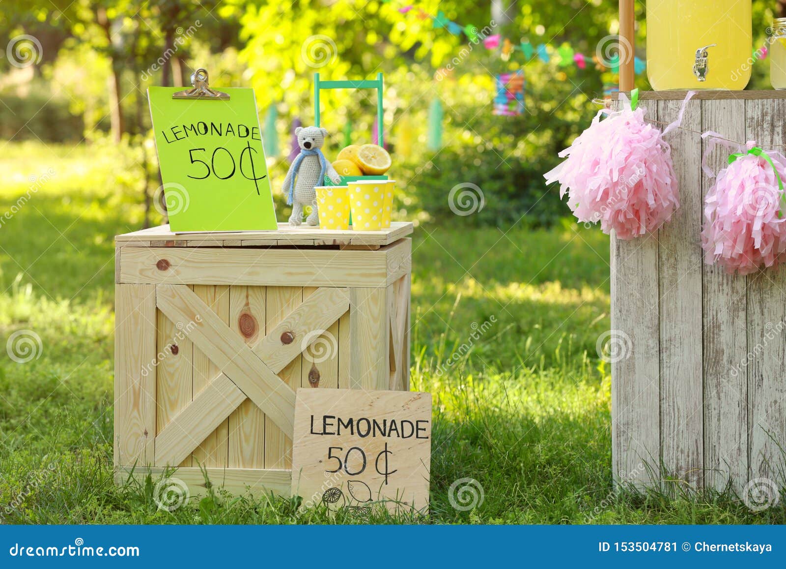 Decorated Lemonade Stand. Summer Refreshing Natural Drink Stock Image ... Decorated Lemonade Stand. Summer Refreshing Natural Drink Stock Image ...