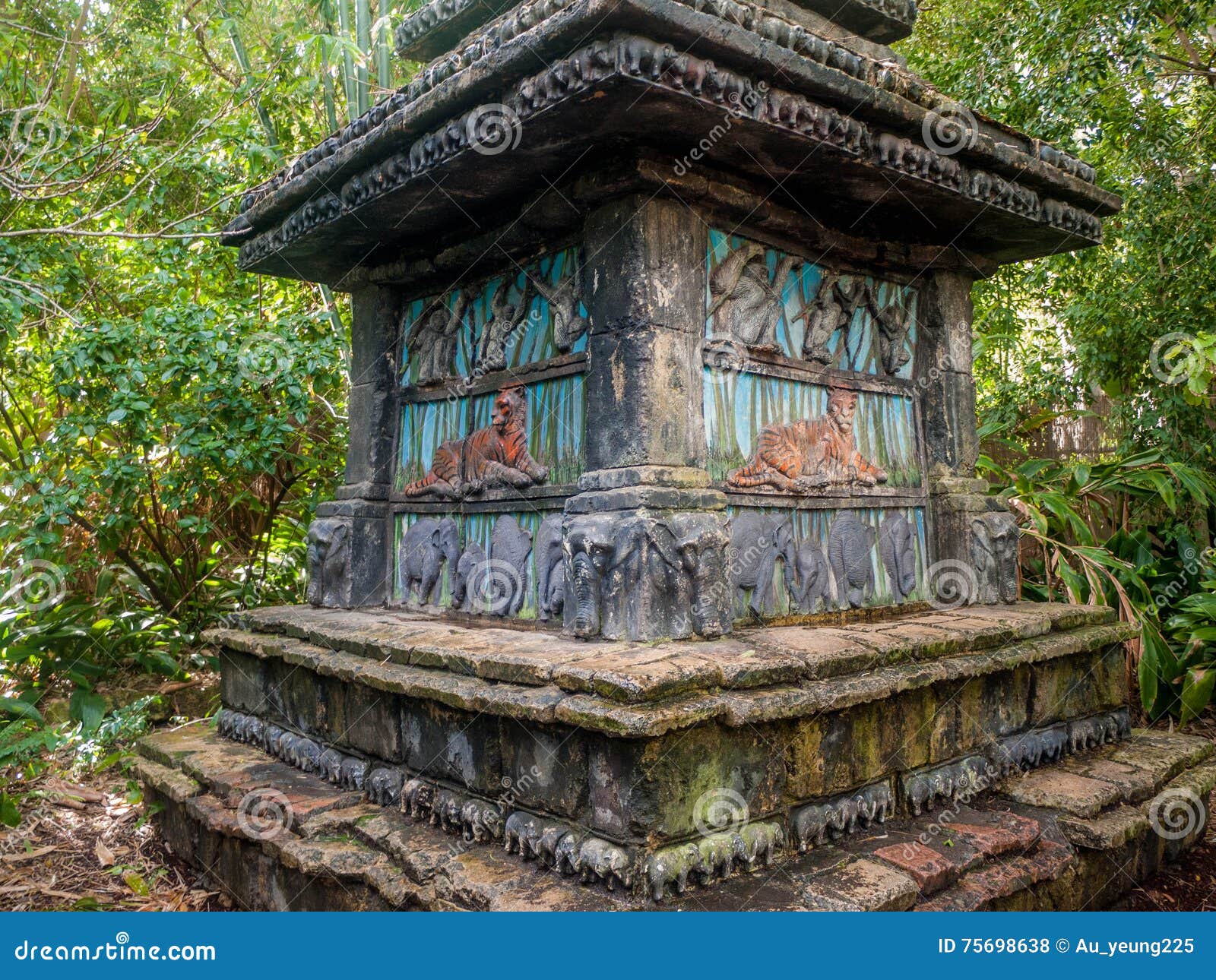 Decoration ASIAN RAINFOREST in Perth Zoo Stock Photo - Image of small ...