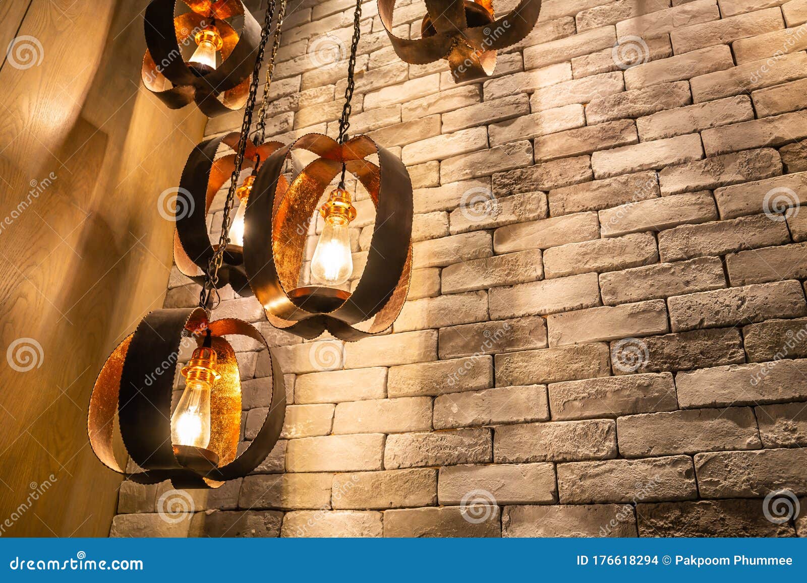Decorative Antique Edison Style Filament Light Bulbs on Brick Wall ...