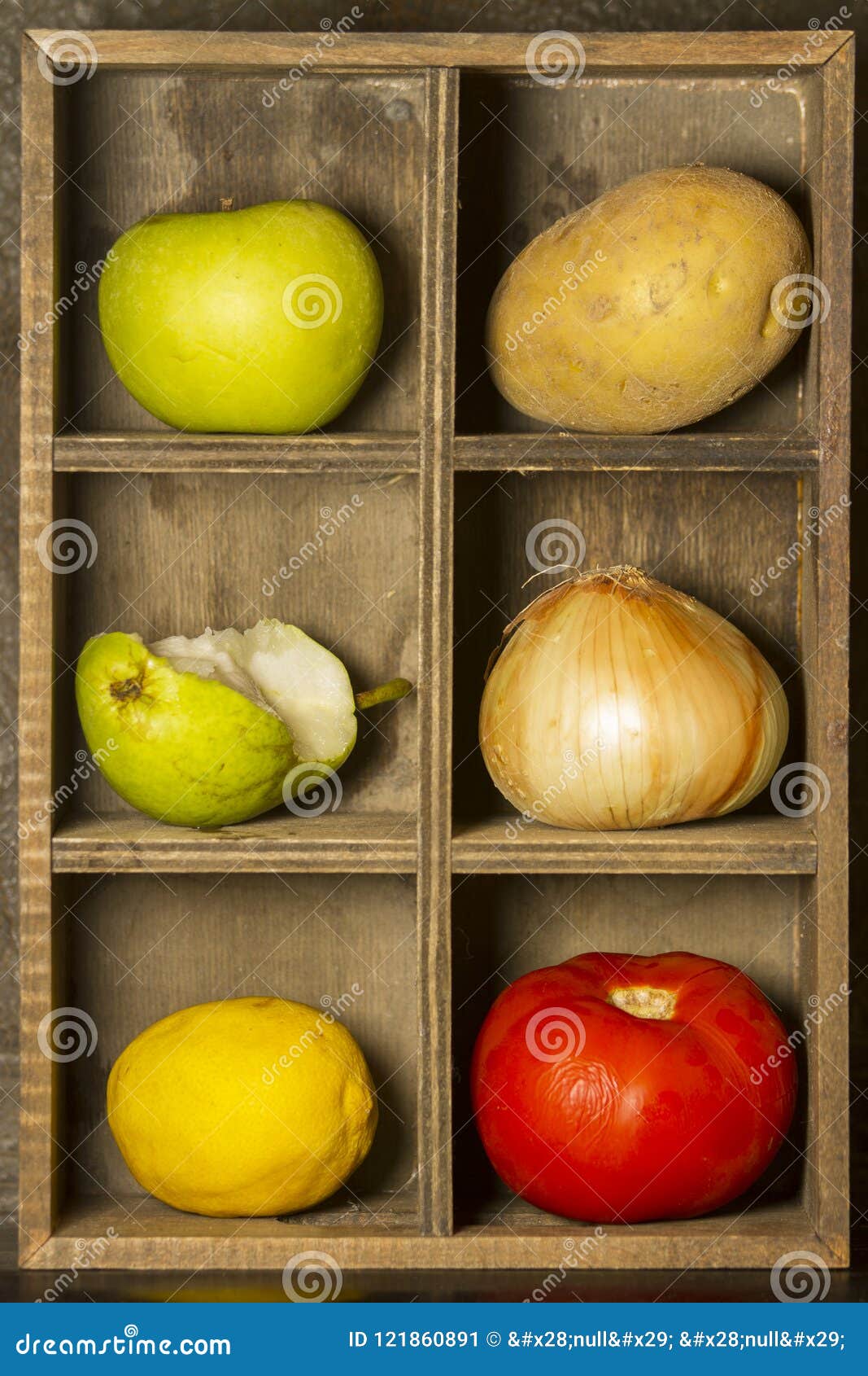 Wooden case and fruit stock image. Image of freshness - 121860891