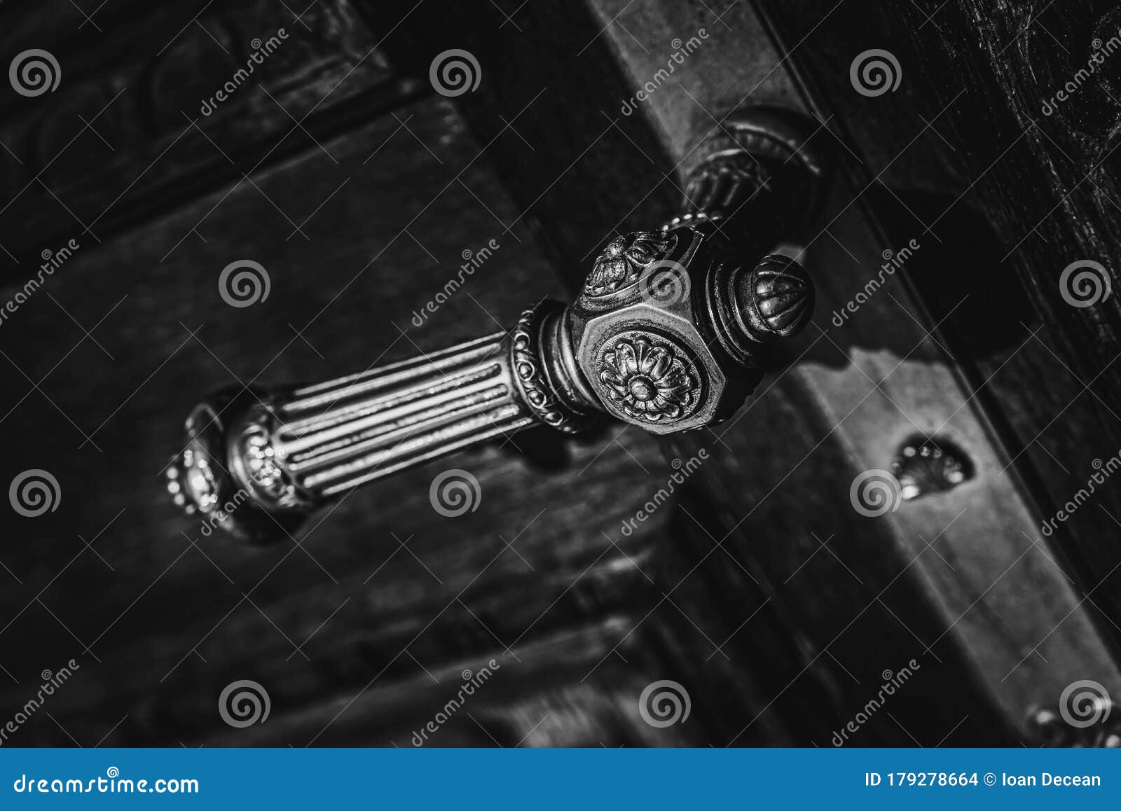 Vintage Handle For Knocking On The Door In The Form Of A Hand. Stock ...