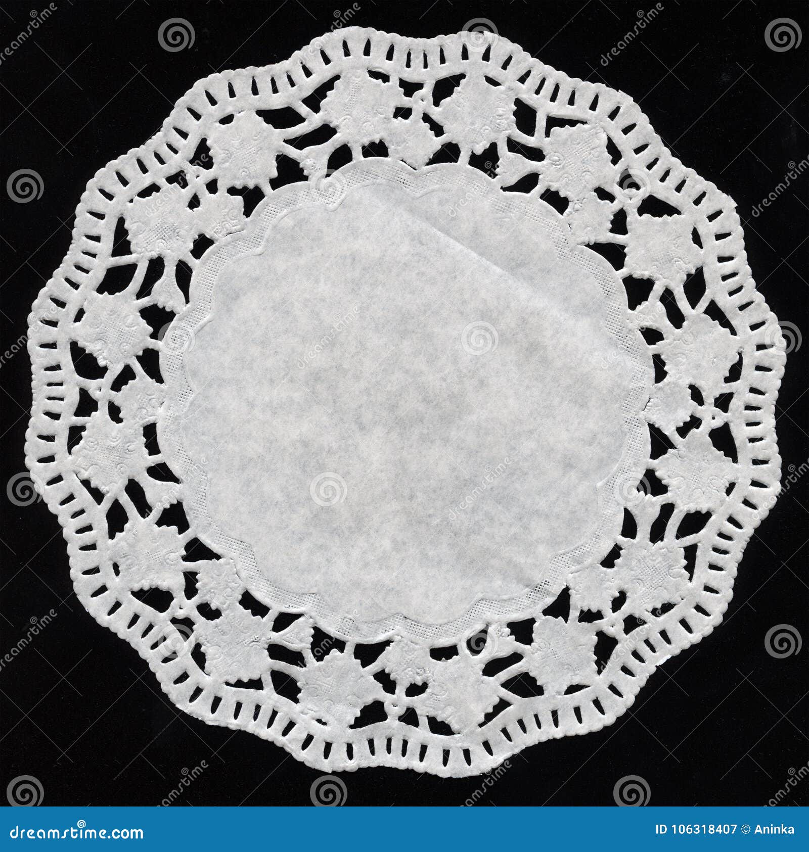 Decorative Round Paper Lace Stock Image - Image of crafts, white: 106318407