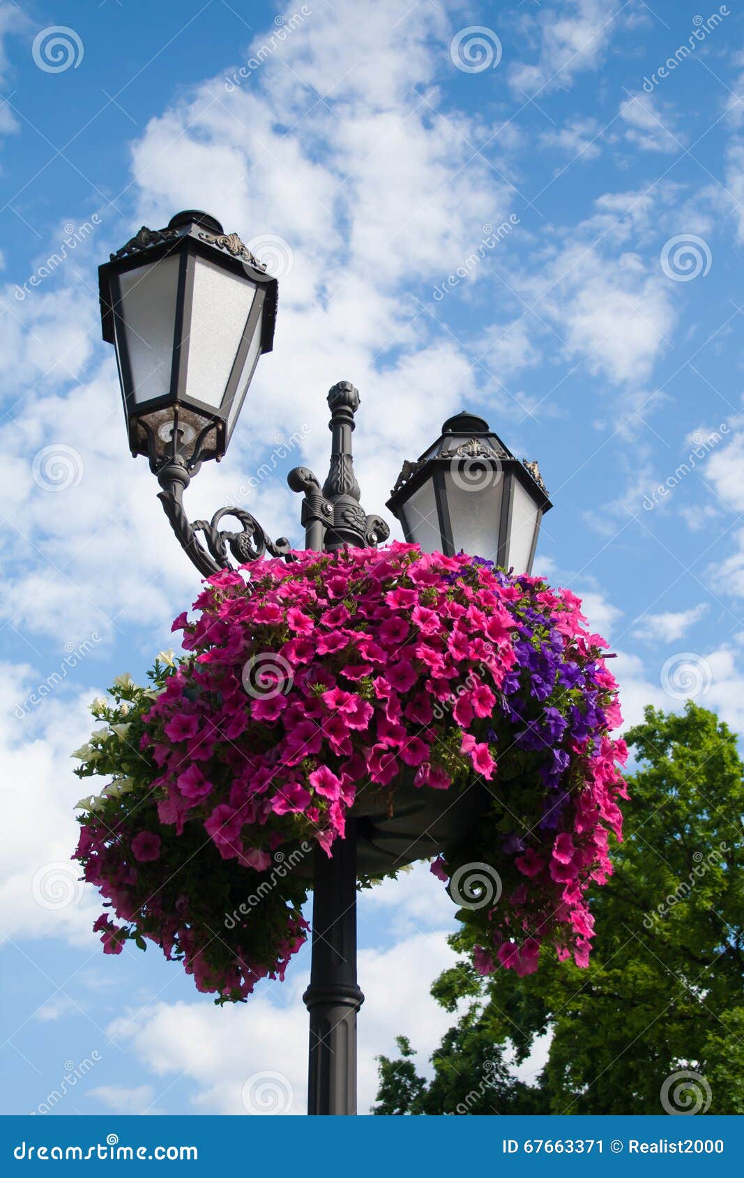 Decorative street light stock image. Image of bulb, pile - 67663371