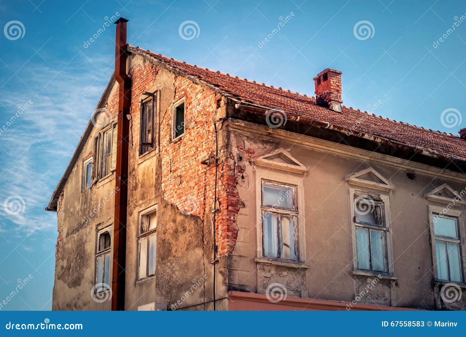 Decrepit Facade of the Old Brick House Stock Image - Image of garden ...