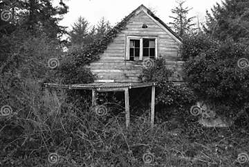 Decrepit house stock image. Image of decrepit, architecture - 7184975