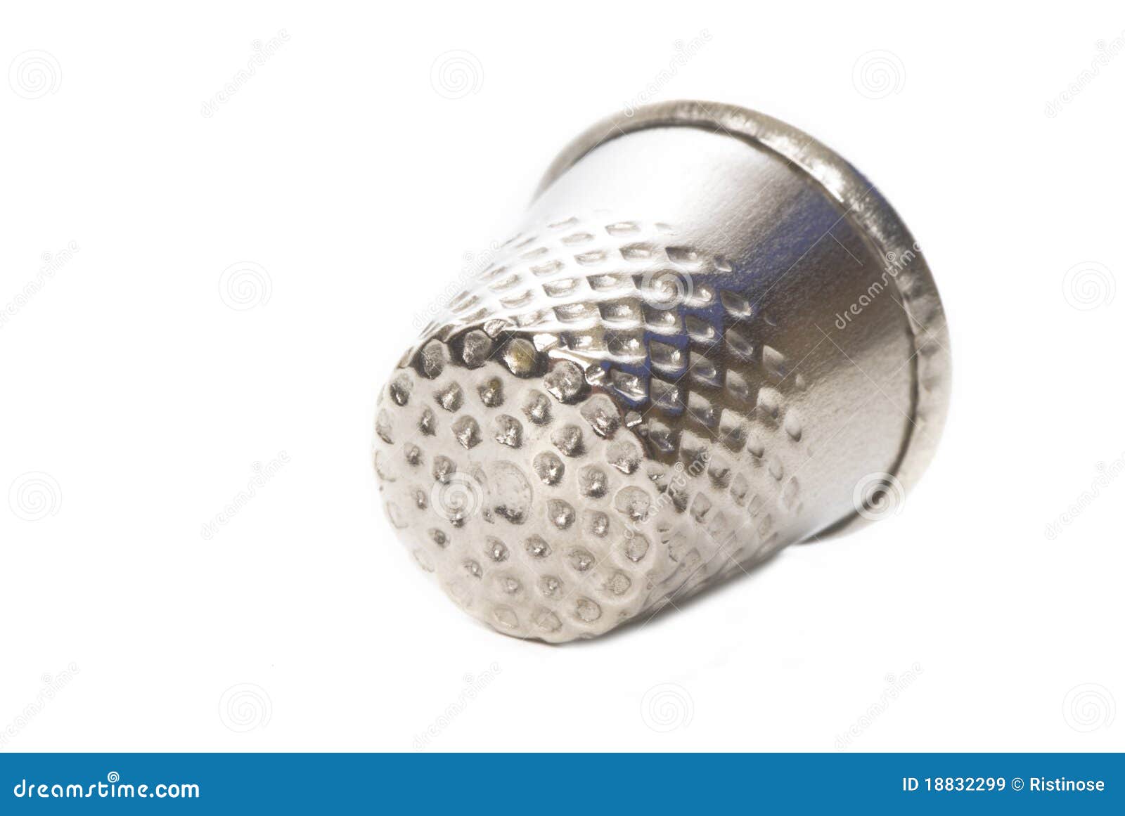 Dedal de costura imagen de archivo. Imagen de retro, artes - 18832299