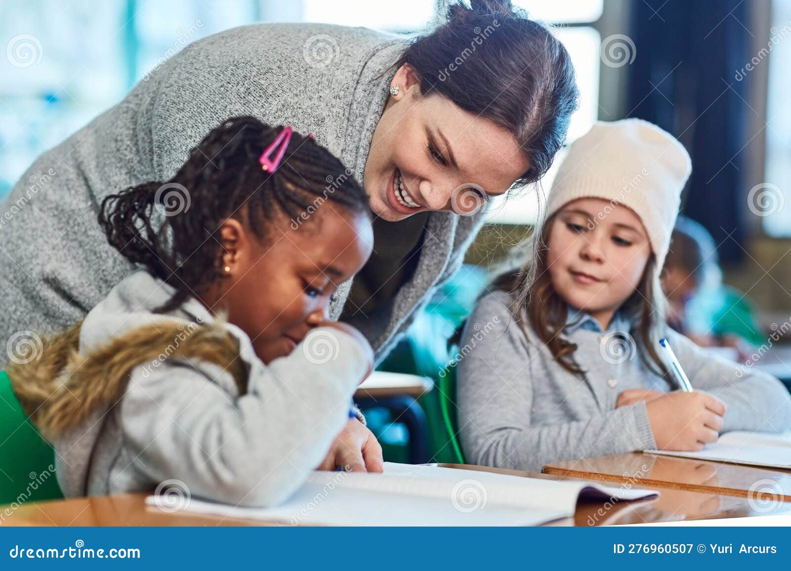 Dedicated in Helping Her Students Understand the Work. Elementary ...