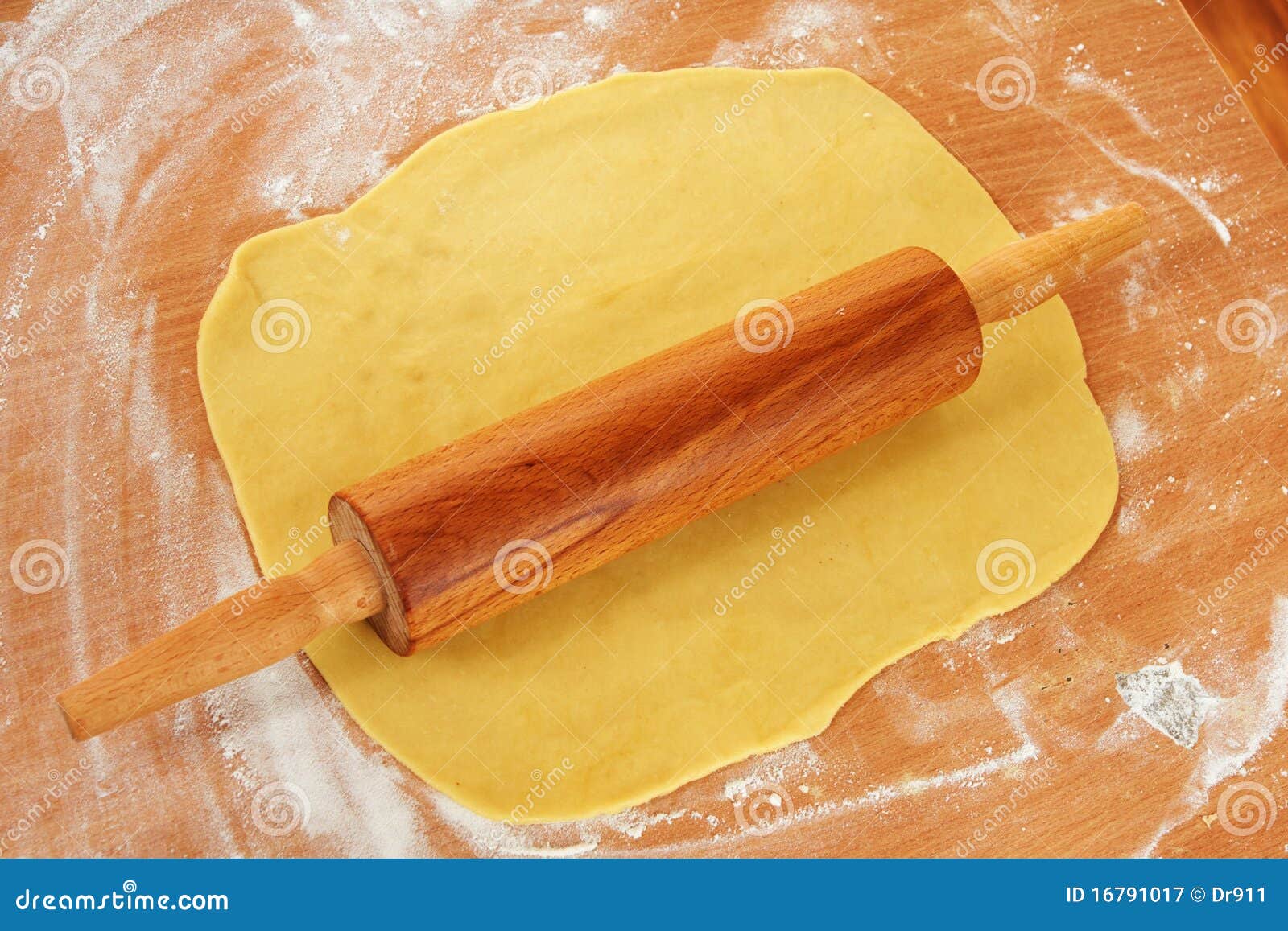 Deeg stock afbeelding. Image of gebak, huis, chef, oven - 16791017