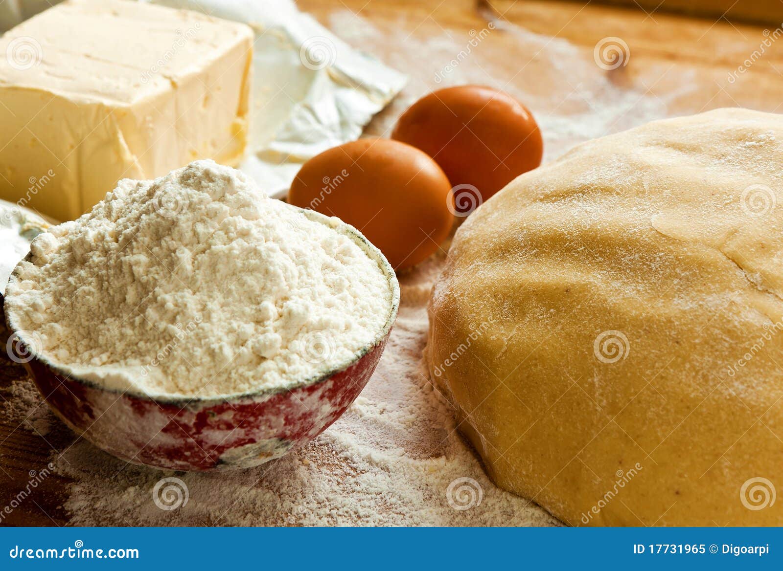 Deeg stock afbeelding. Image of ingrediënt, koken, maken - 17731965
