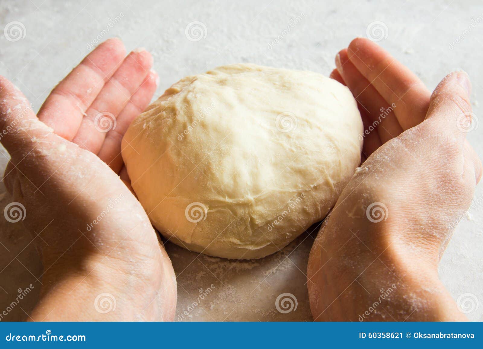 Deeg stock afbeelding. Image of pastei, raad, deeg, italiaans - 60358621