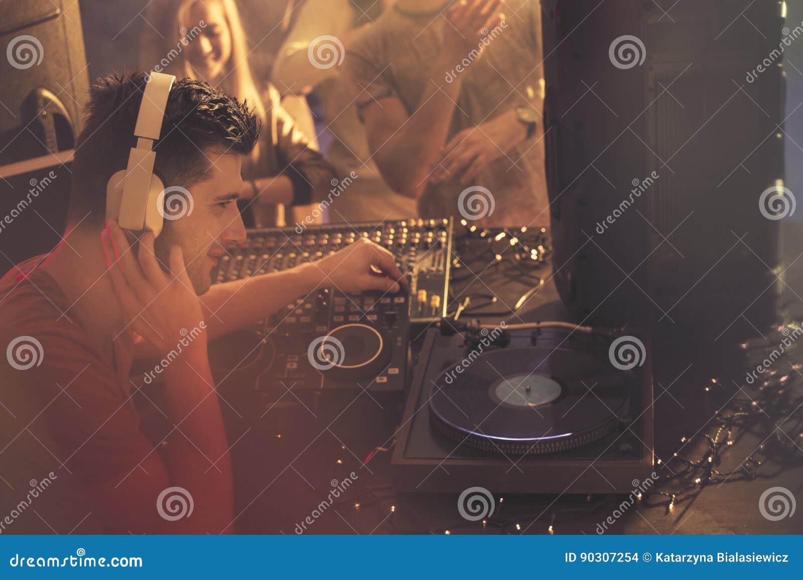 Deejay Sitting beside Turntable Stock Photo - Image of noise, concert ...