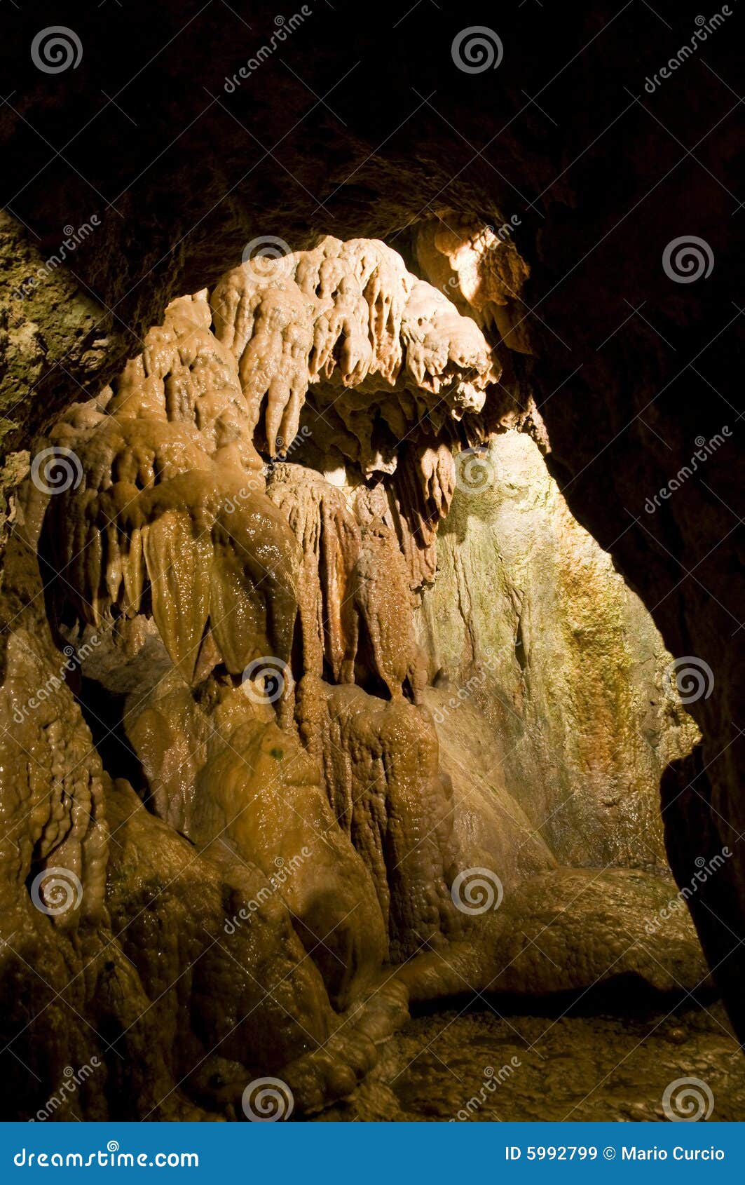 Deep cave stock image. Image of deepearth, cave, fresh - 5992799