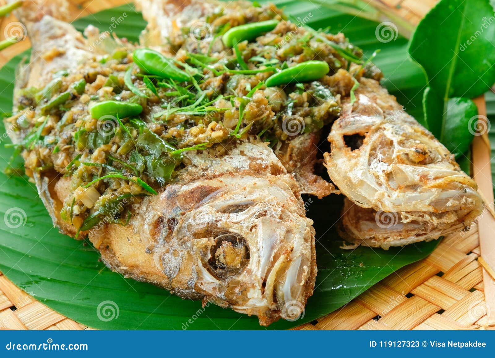 Deep Fried Fish with Chlli Sauce Stock Image - Image of thai, chilli ...