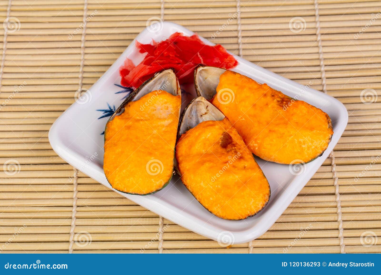 Deep fried mussels stock image. Image of dinner, delicious - 120136293