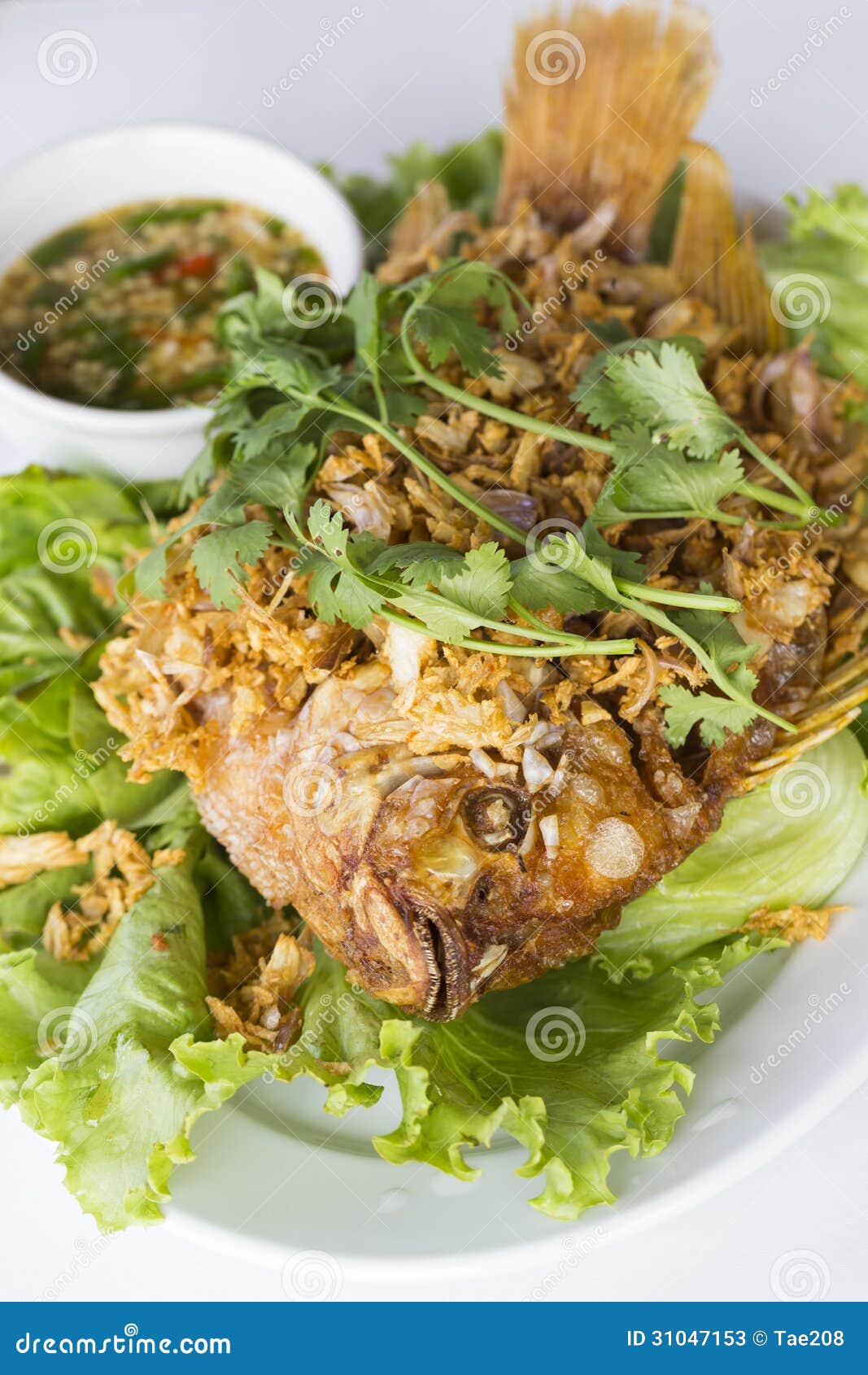 Deep Fried Red with Crispy Garlic Stock Image - Image of golden, plate ...