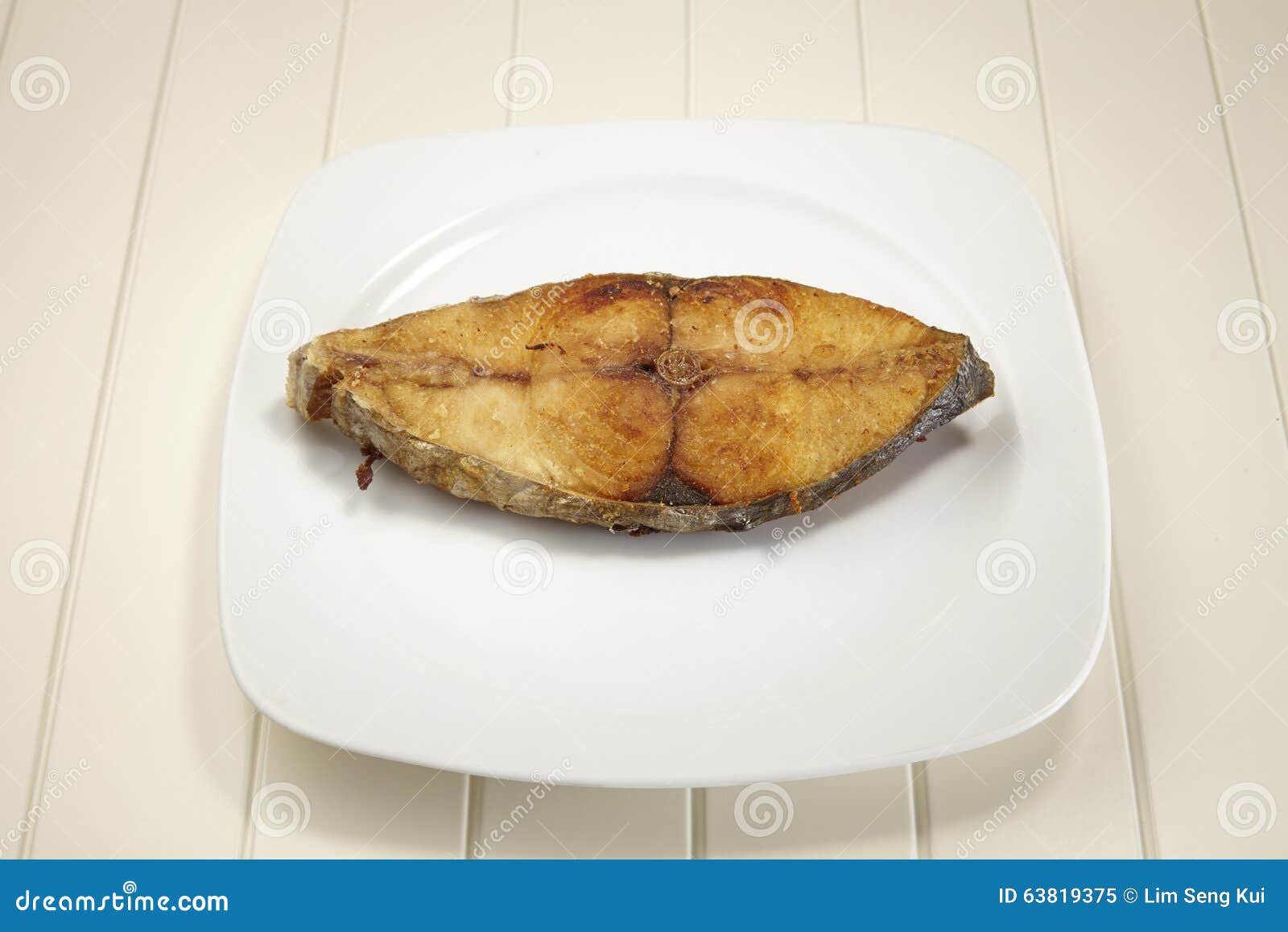 Deep Fried Seer Fish on a Plate Stock Image - Image of mackerel ...