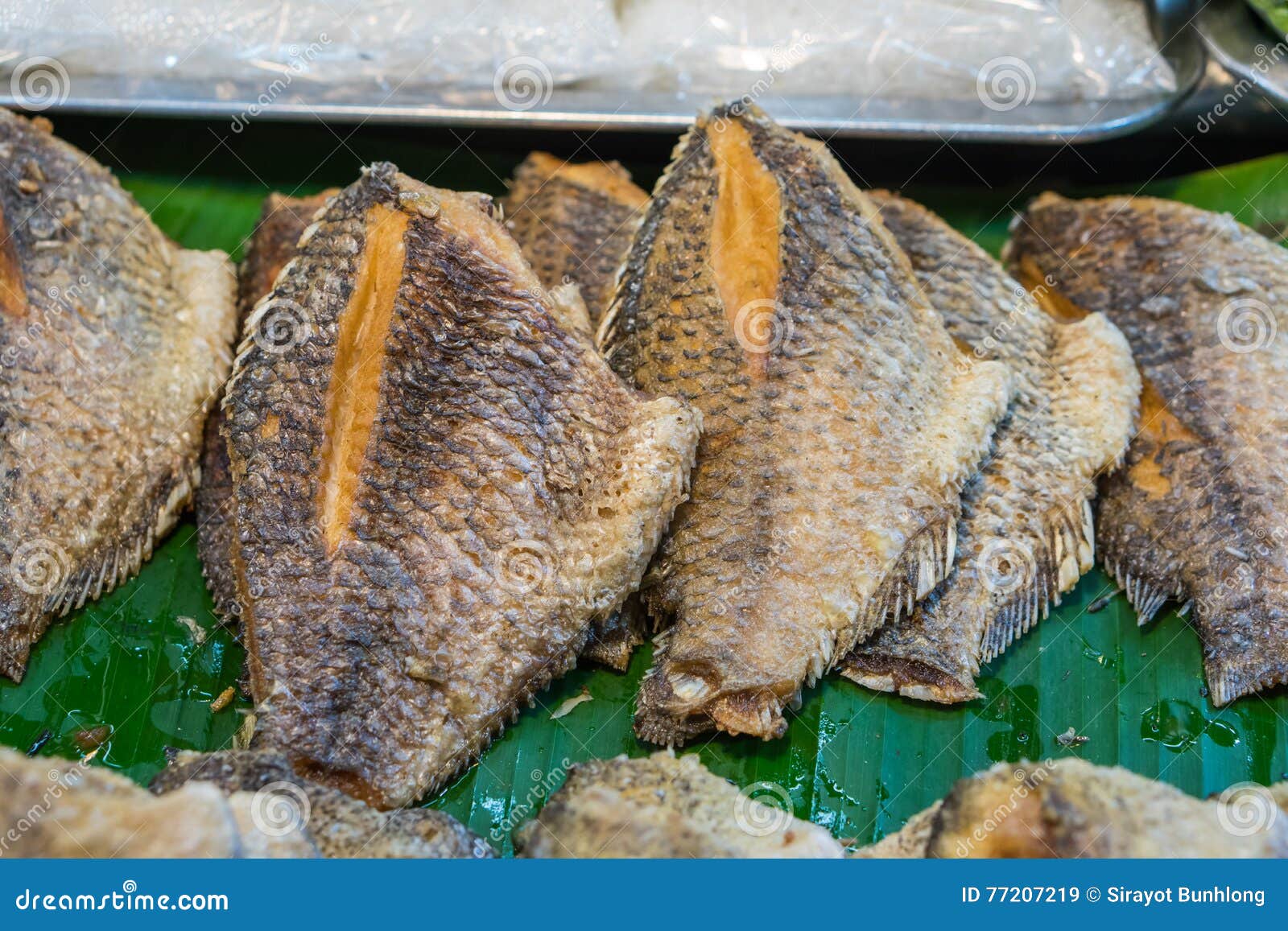 Deep Fried Tilapia and Carp Stock Image - Image of cooked, plate: 77207219