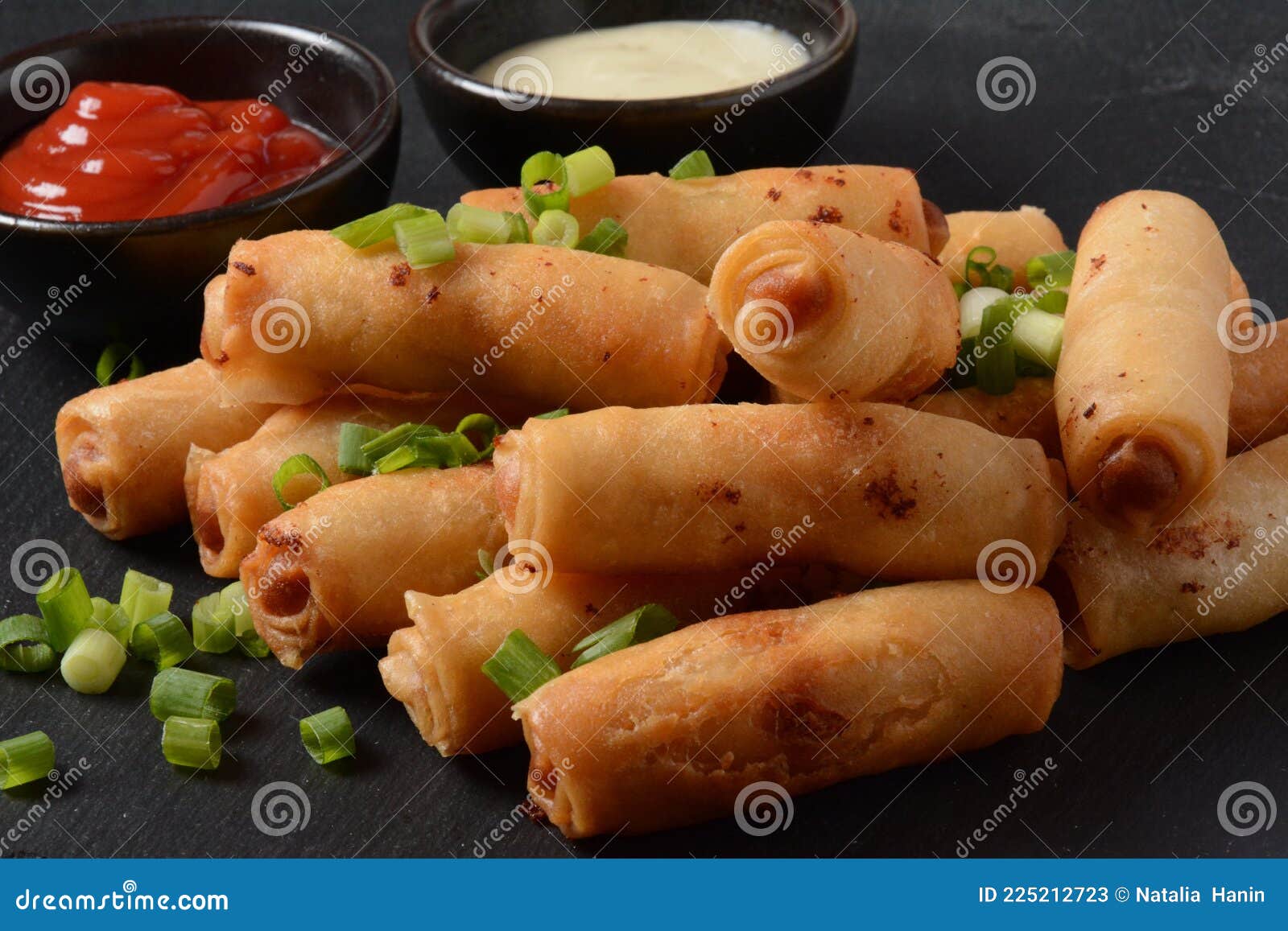 Deep Fried Turkish Cigar Shaped Rolls - Spring Roll Sigara Borek Stock ...