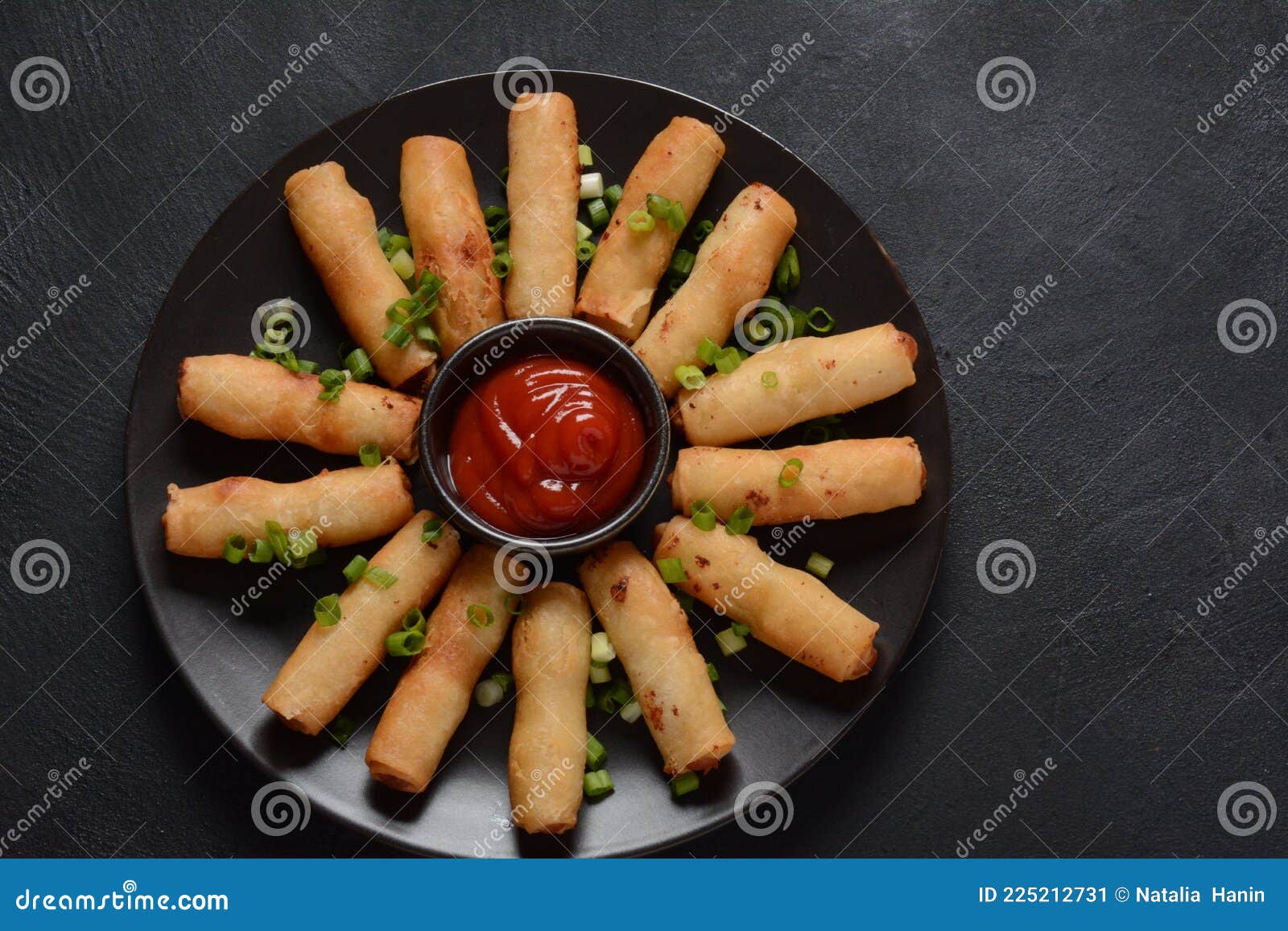 Deep Fried Turkish Cigar Shaped Rolls - Spring Roll Sigara Borek Stock ...
