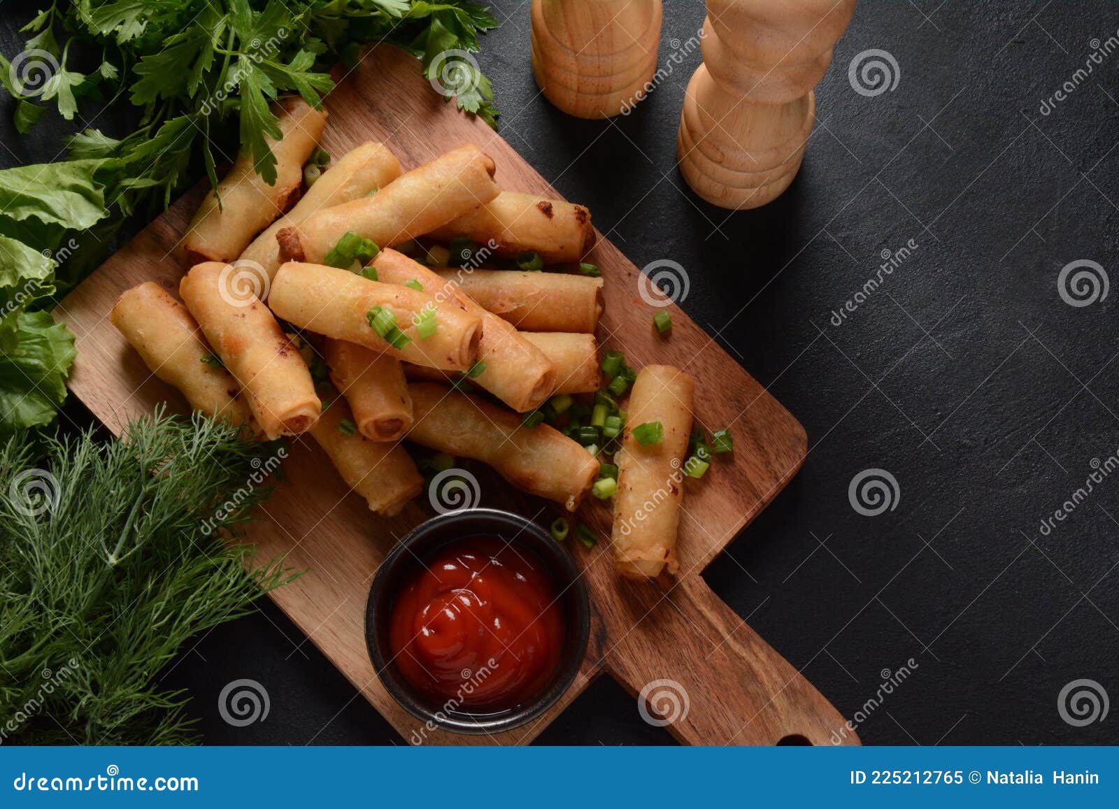 Deep Fried Turkish Cigar Shaped Rolls - Spring Roll Sigara Borek Stock ...