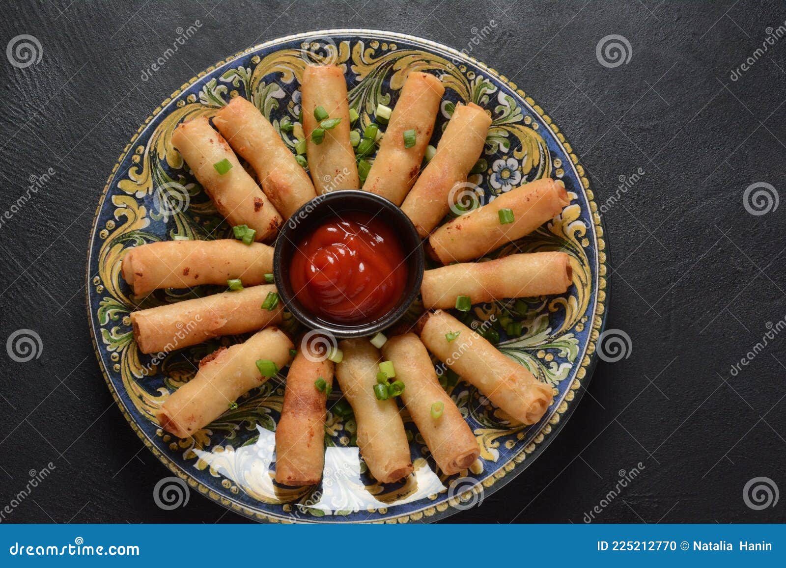 Deep Fried Turkish Cigar Shaped Rolls - Spring Roll Sigara Borek Stock ...