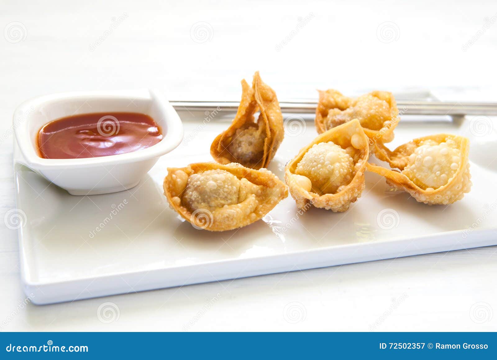 Deep fried won ton stock image. Image of sauce, snack - 72502357