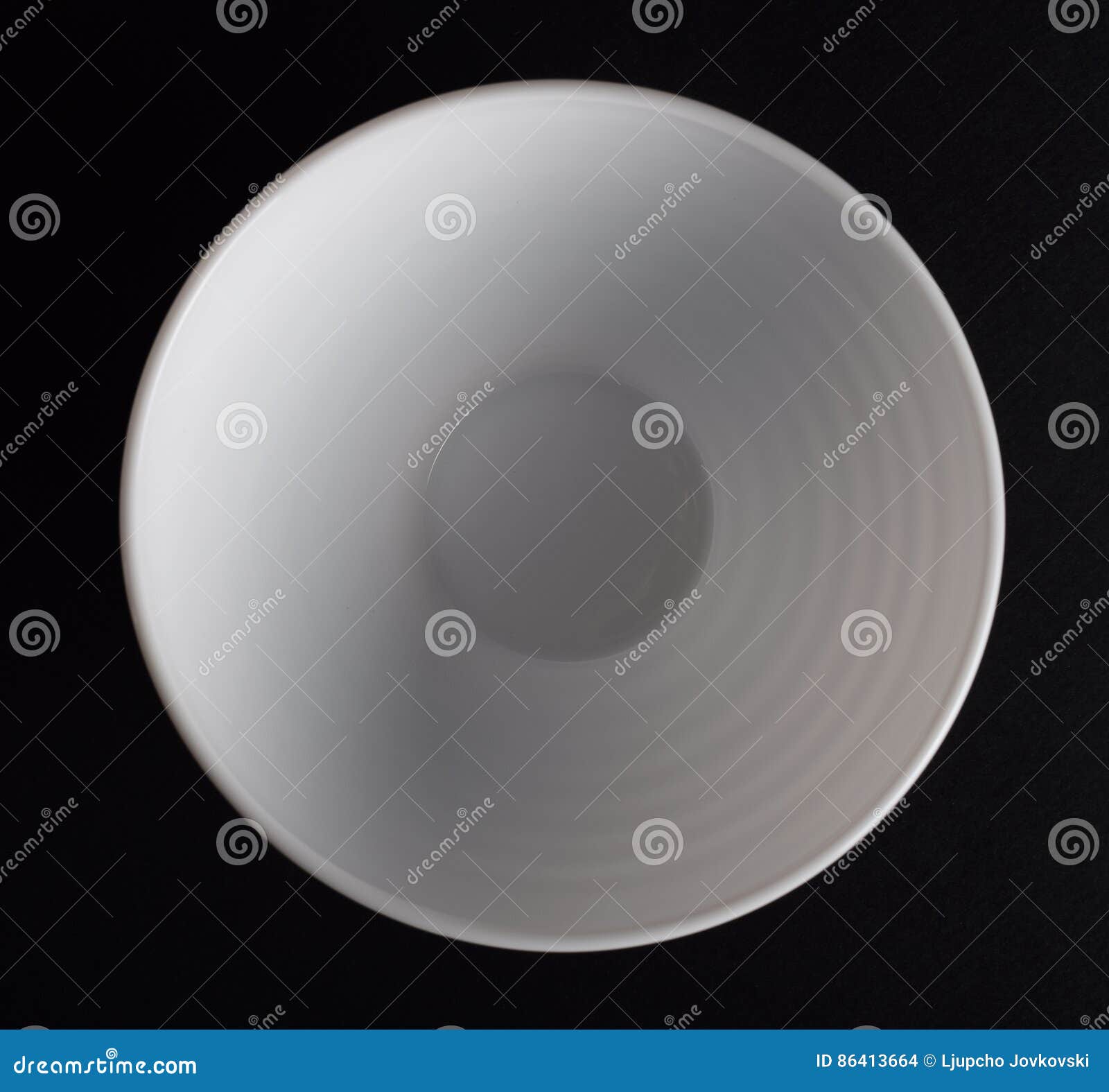 Deep round porcelain dish stock photo. Image of dishware - 86413664